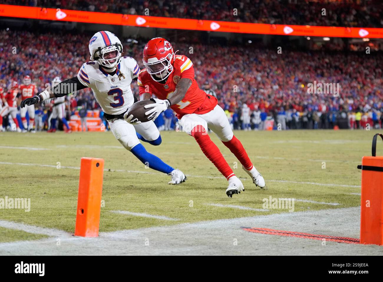 Kansas City Chiefs wide receiver Xavier Worthy (1) leaps into the end ...