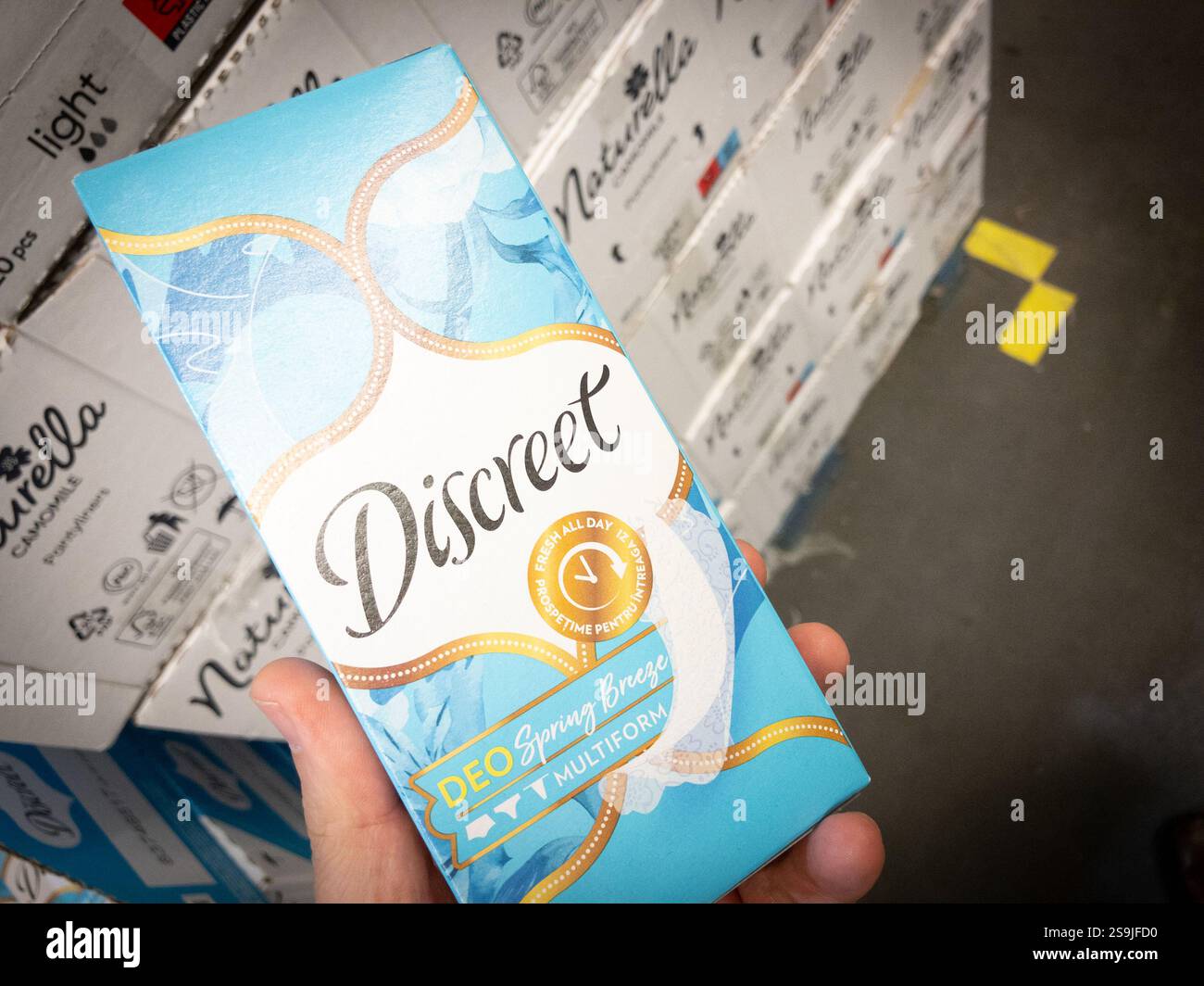 Always discreet logo hi-res stock photography and images - Alamy