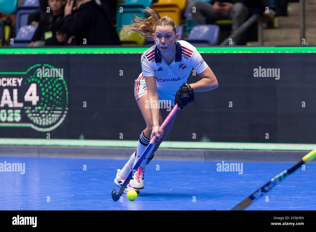 Charlotte Hendrix (Mannheimer HC #48) am Ball, Mannheimer HC - D ...