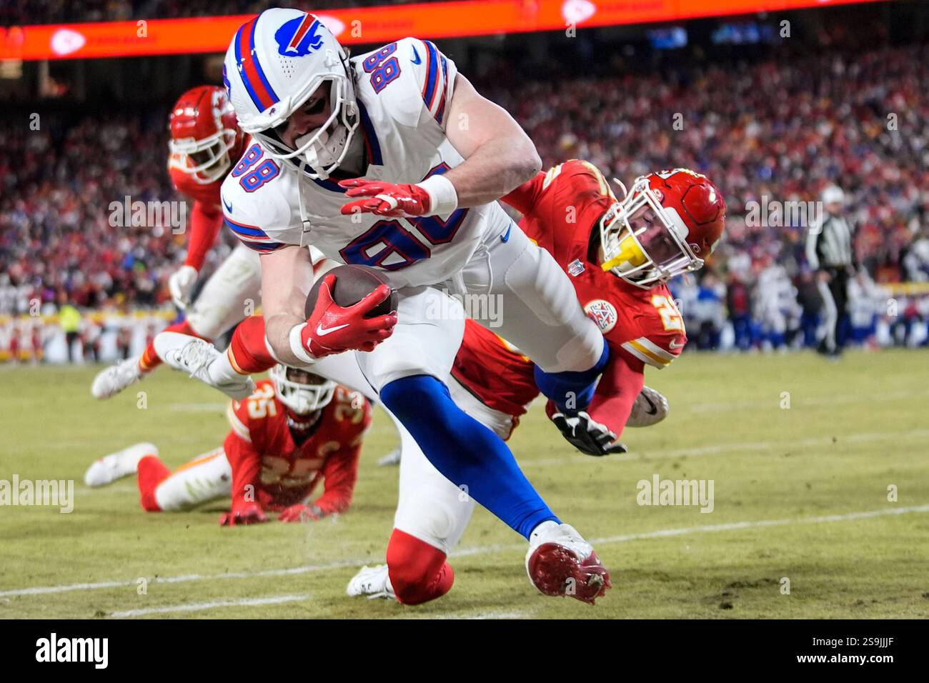 Buffalo Bills tight end Dawson Knox (88) runs against Kansas City ...