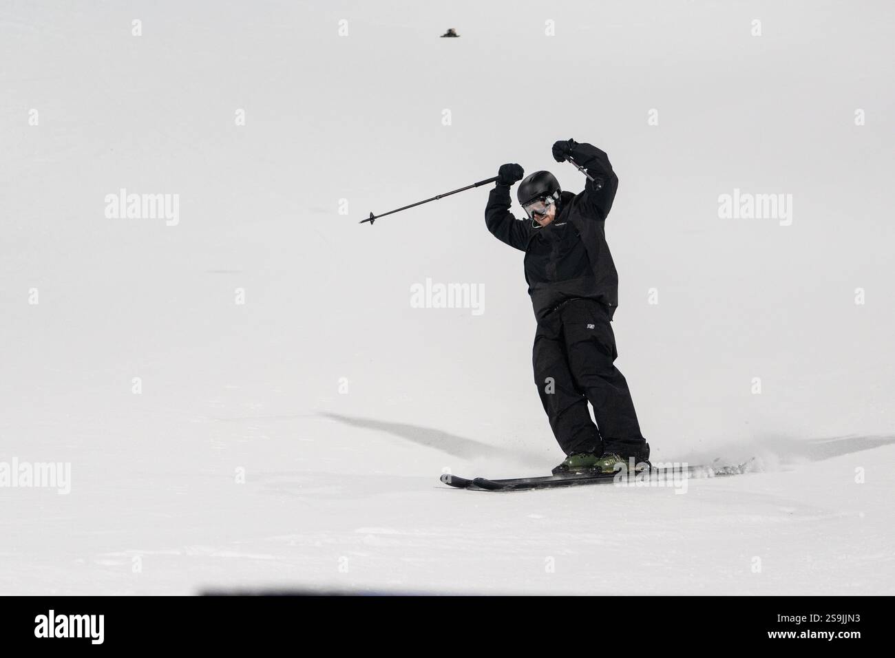 January 25, 2025, Aspen, Colorado, USA: HUNTER HESS celebrates his best ...
