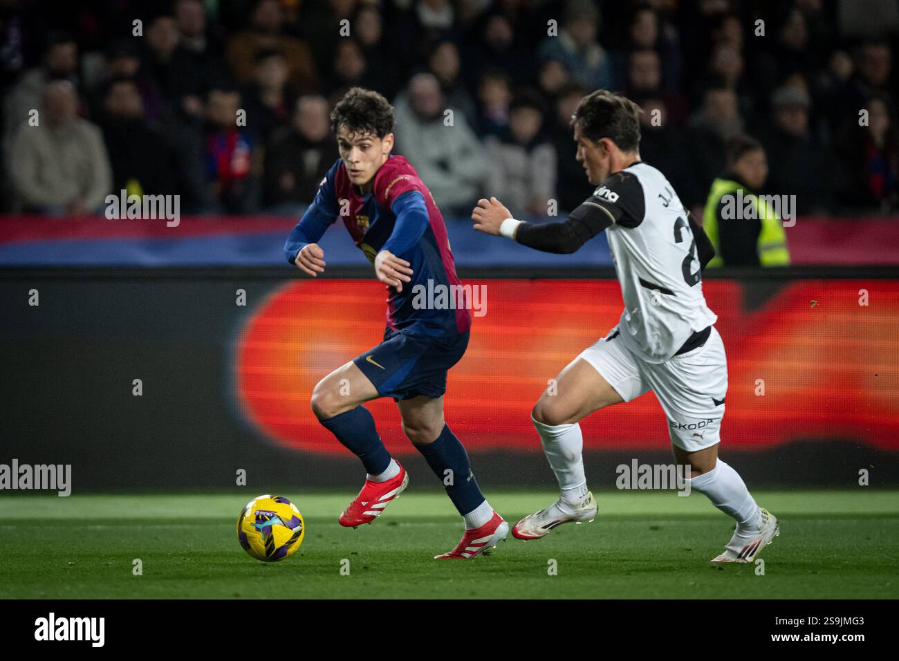 Hector Fort (L)(FC Barcelona) in action during a La Liga EA Sports ...