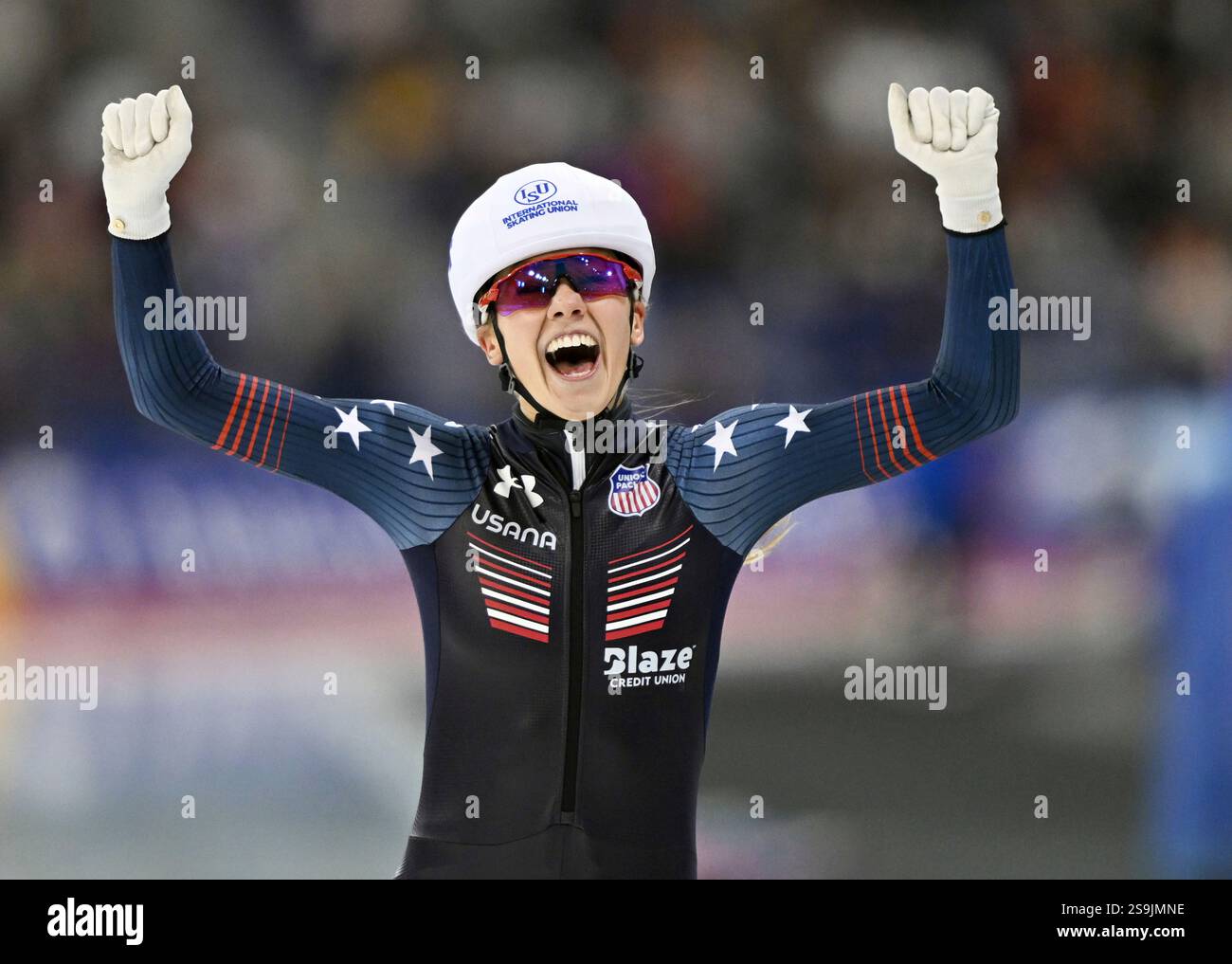 Greta Myers of United States competes during mass start women's in ISU ...