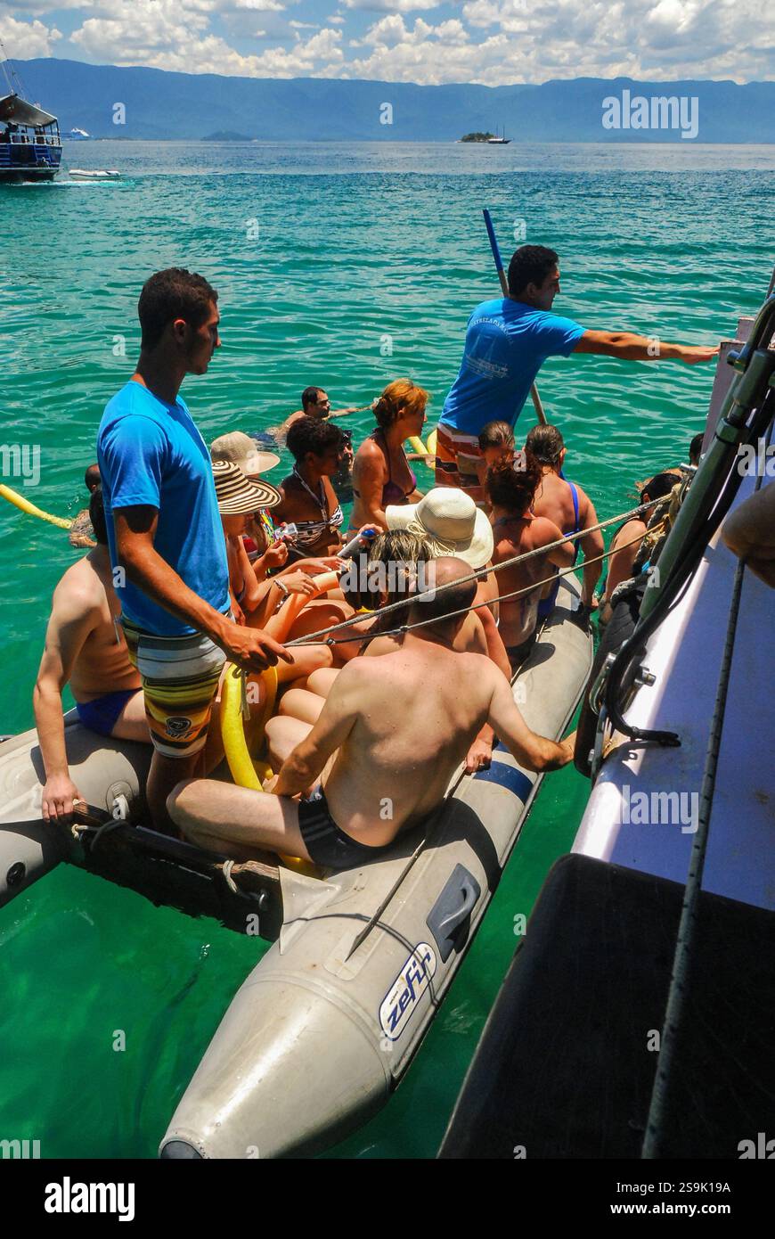 Boat trip along the green coast of Rio de Janeiro, Brazil Stock Photo ...