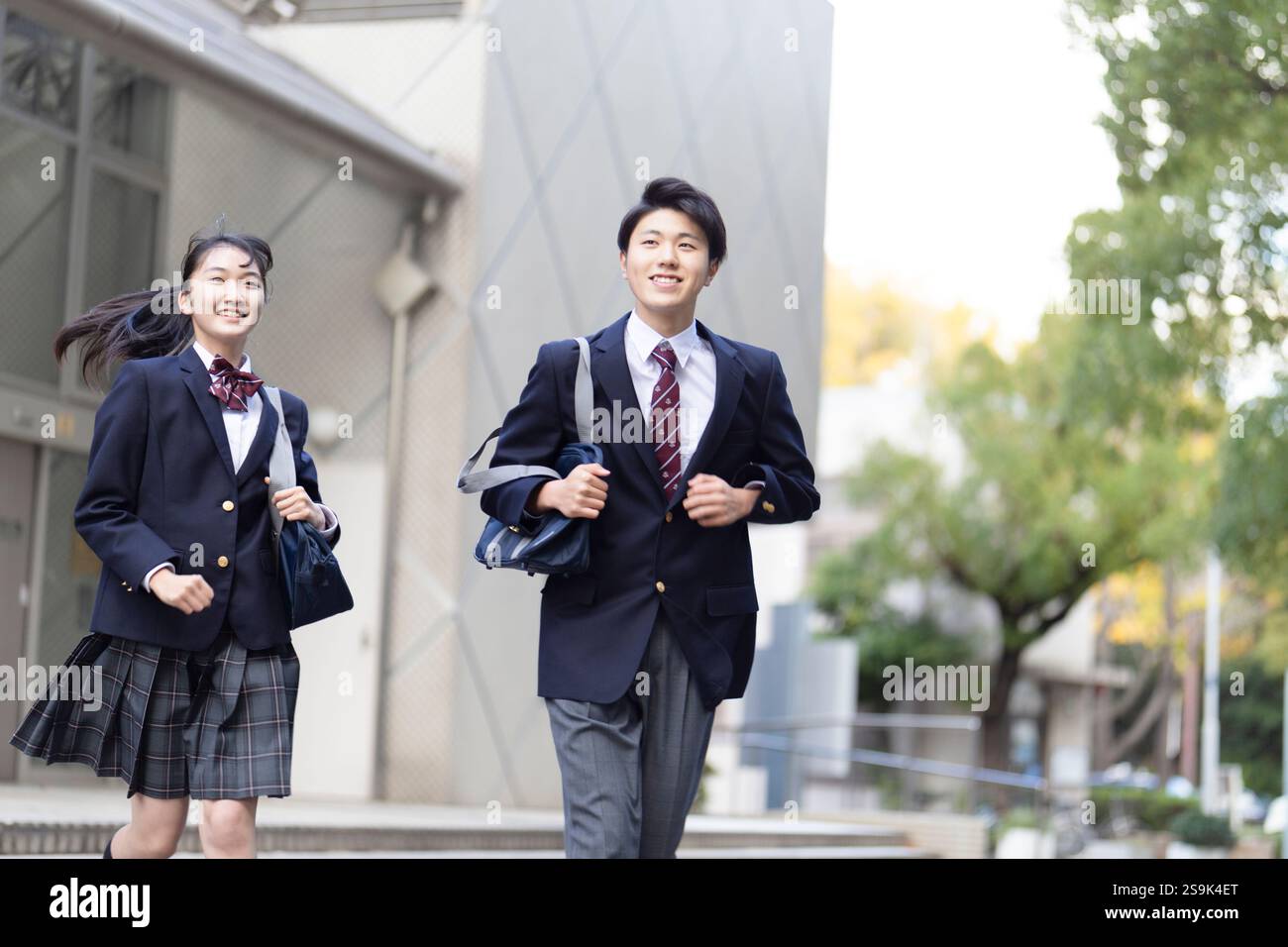 High school students running Stock Photo - Alamy