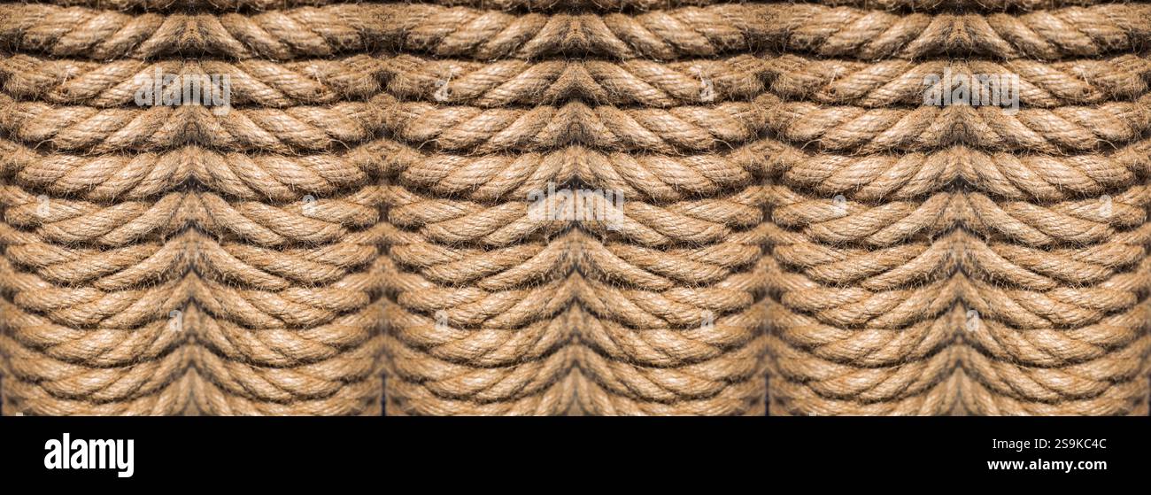 The rope wrapped around the pillars Stock Photo - Alamy