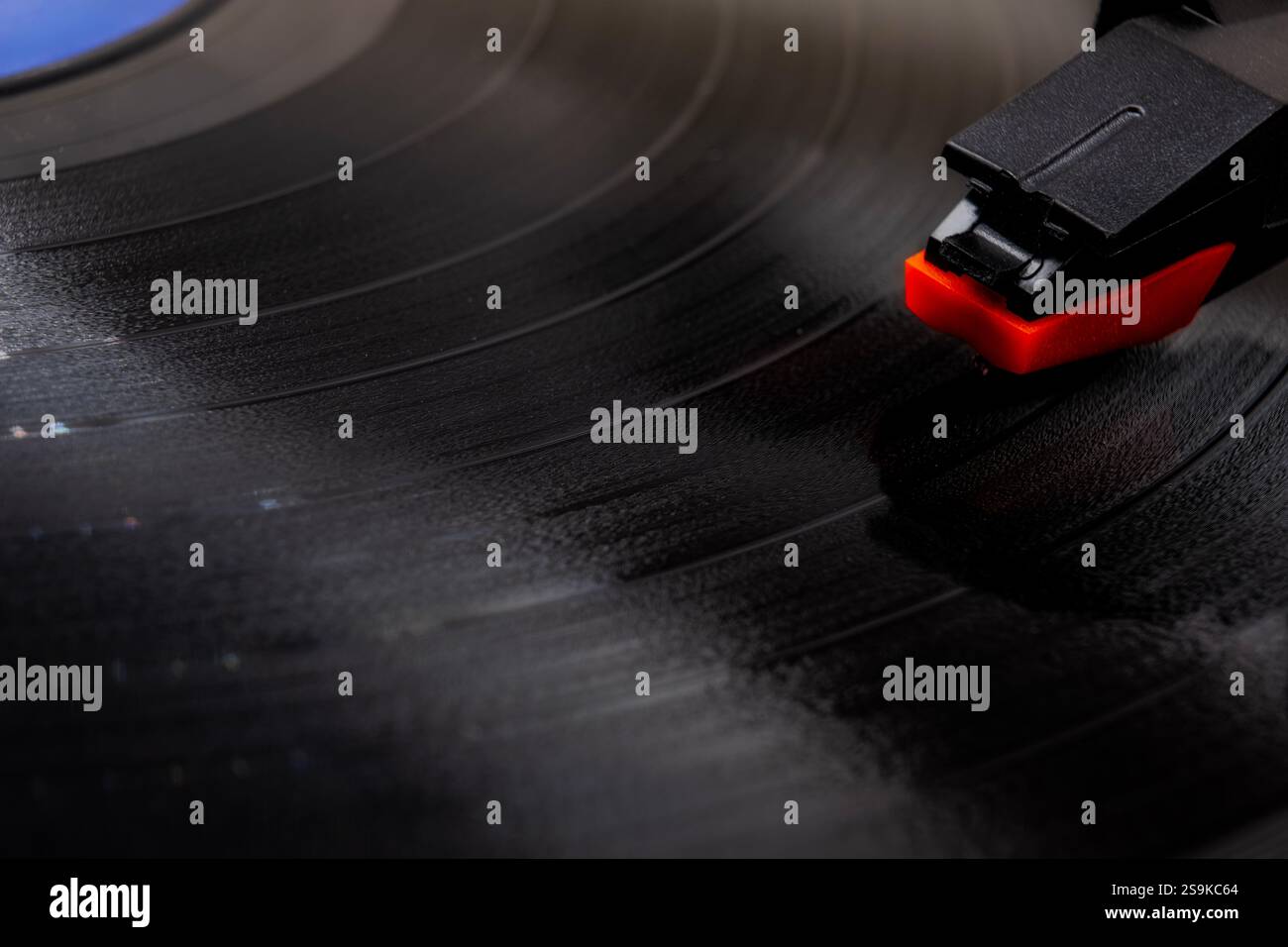 Vinyl record with the arm Stock Photo - Alamy