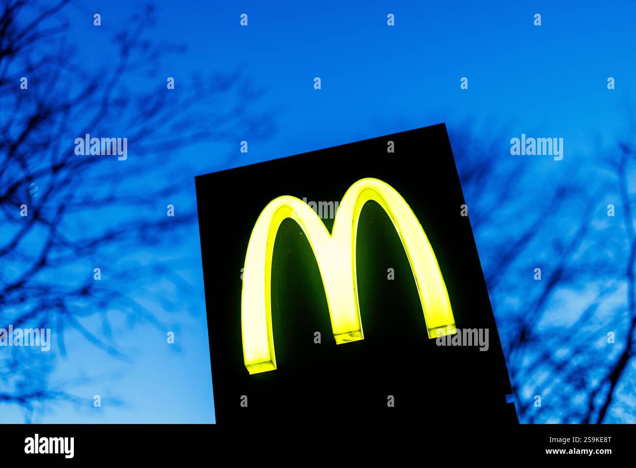 Munich, Germany. 26th Jan, 2025. The illuminated McDonald's lettering ...