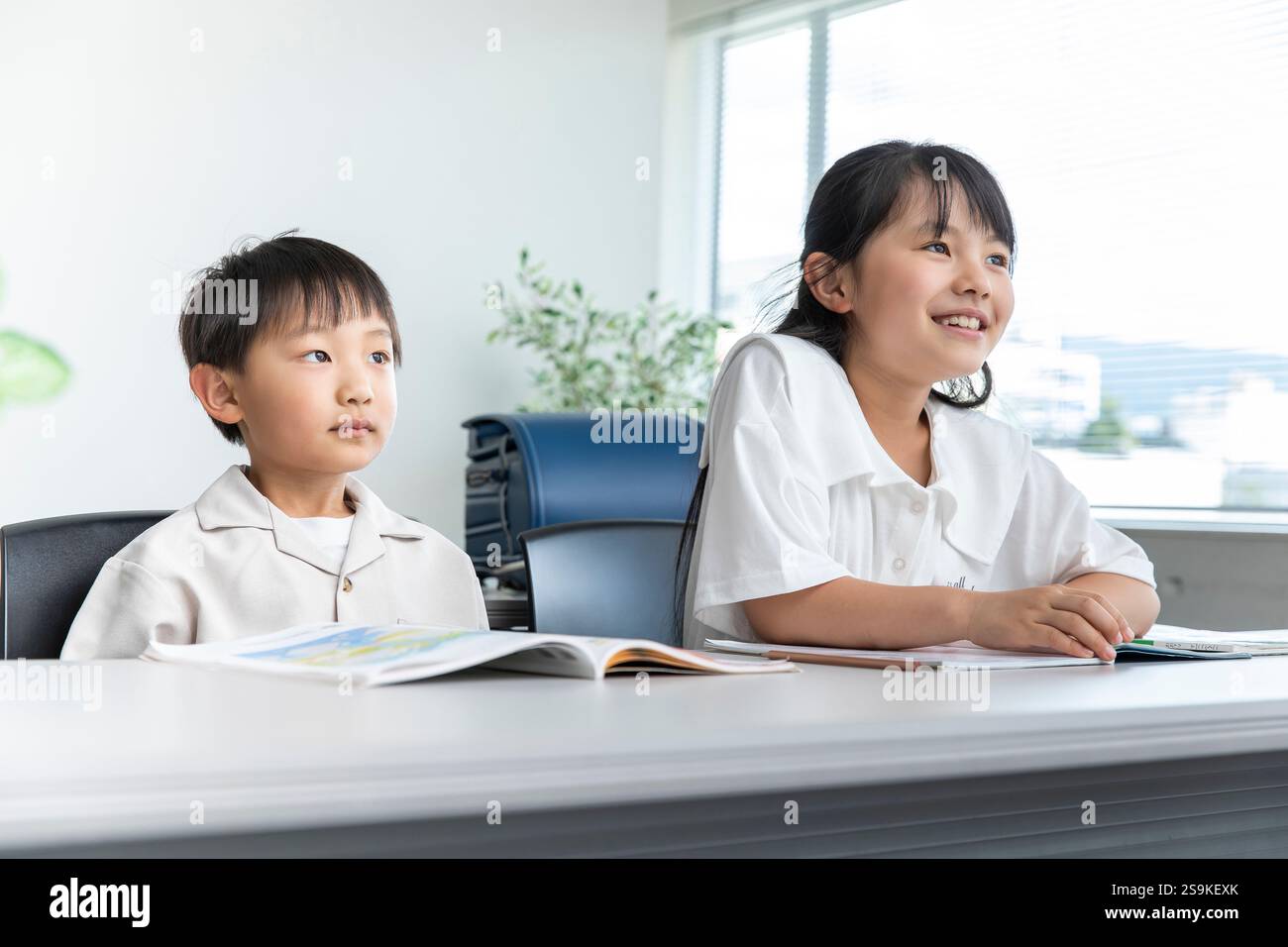 Year 7 classroom hi-res stock photography and images - Alamy