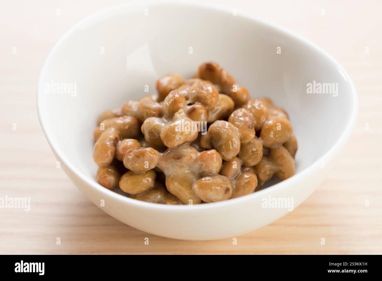 Natto (fermented soybeans Stock Photo - Alamy
