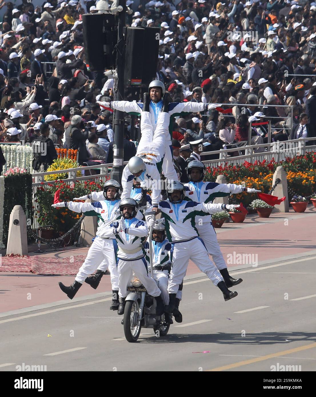New Delhi, India. 26th Jan, 2025. The Dare Devils, motorcycle riders in ...