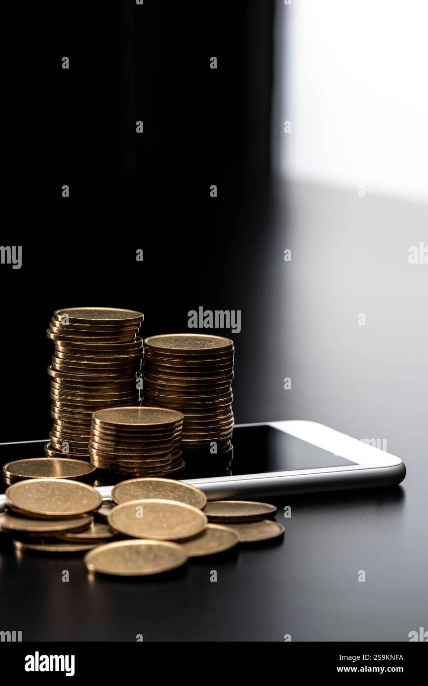 Digital money management hi-res stock photography and images - Alamy