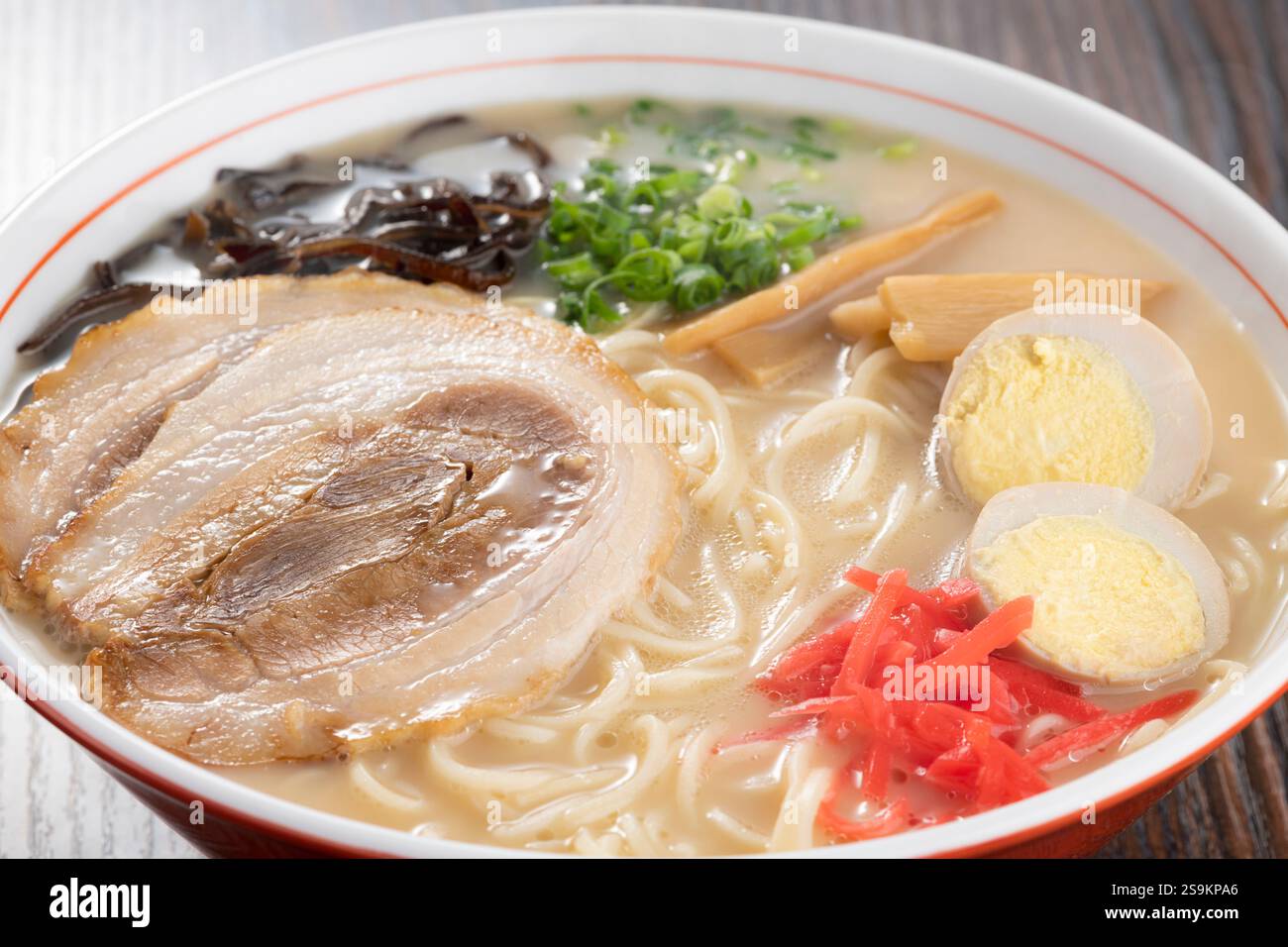 Tonkotsu ramen, Pork bone ramen Stock Photo - Alamy