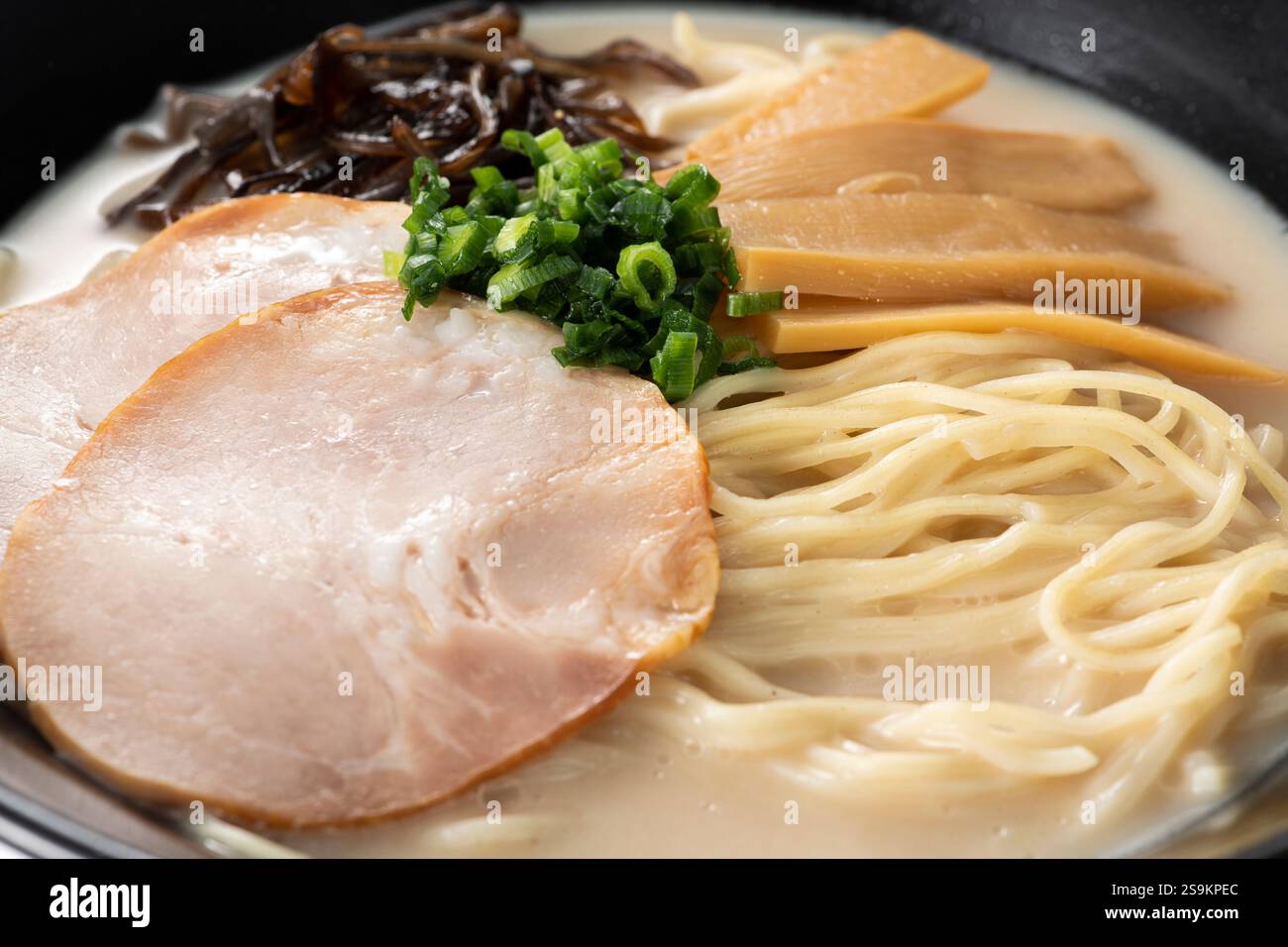 Tonkotsu ramen with white back Stock Photo - Alamy