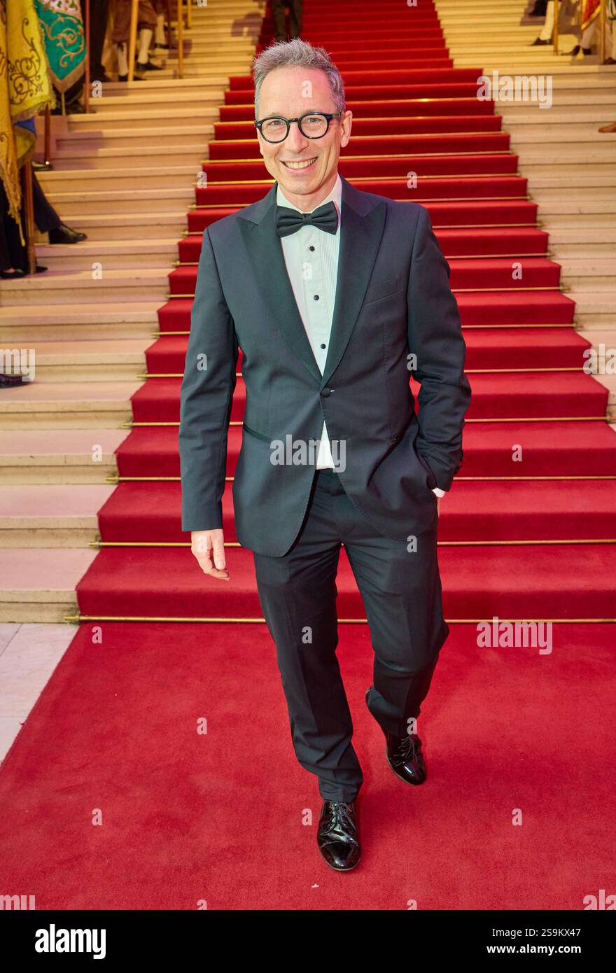 Vienna, Austria. 24th Jan, 2025. Ball of the Viennese economy at the Hofburg in Vienna, Austria ...