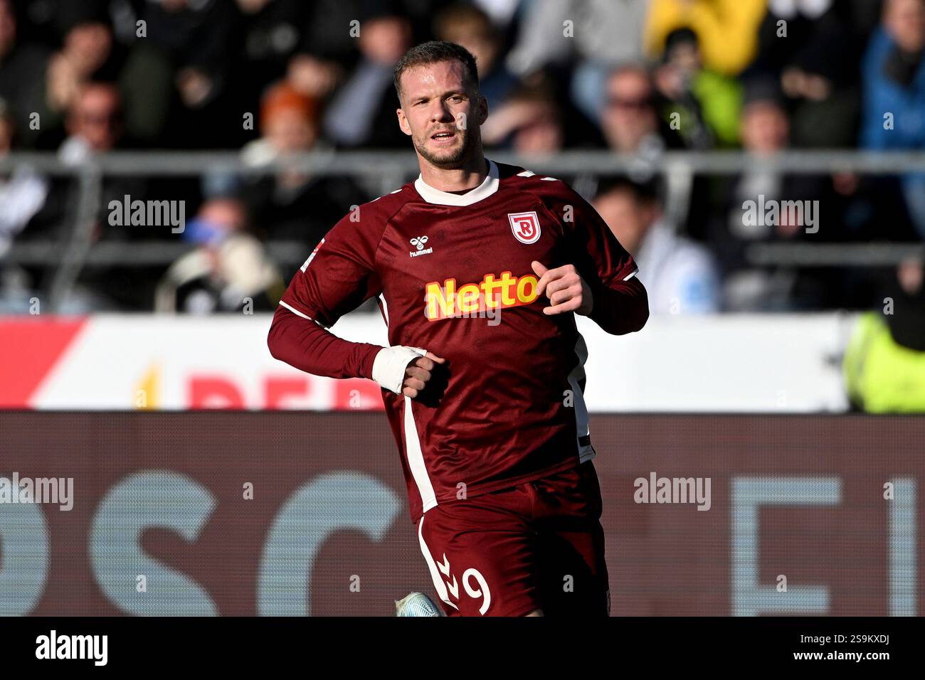 Ulm, Deutschland. 26th Jan, 2025. Fussball; Spieltag 19; 2. Bundesliga; Saison 2024/2025; SSV ...