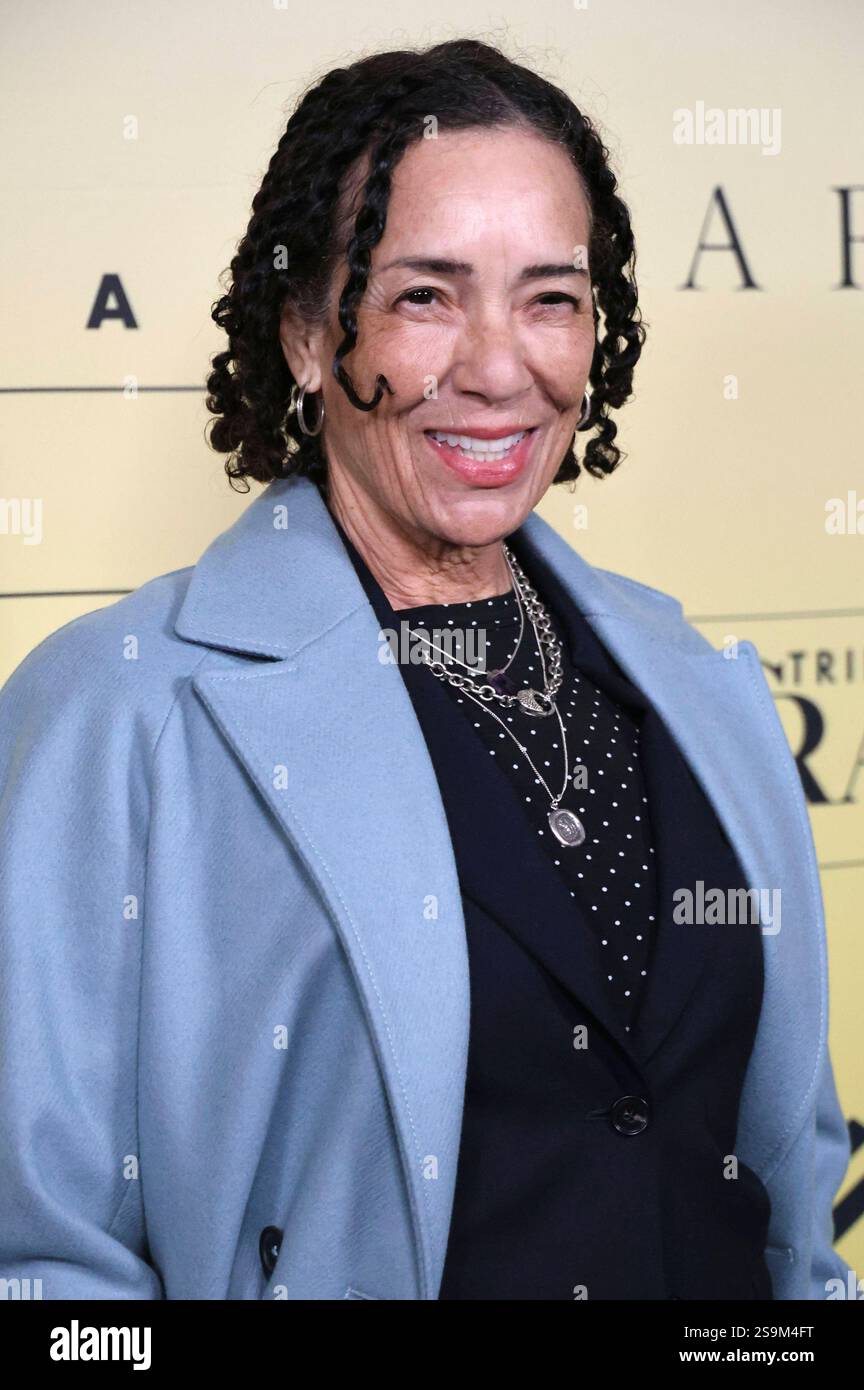 Stephanie Allain beim American Cinematheque Tribute to the Crafts Event im Egyptian Theatre. Los ...