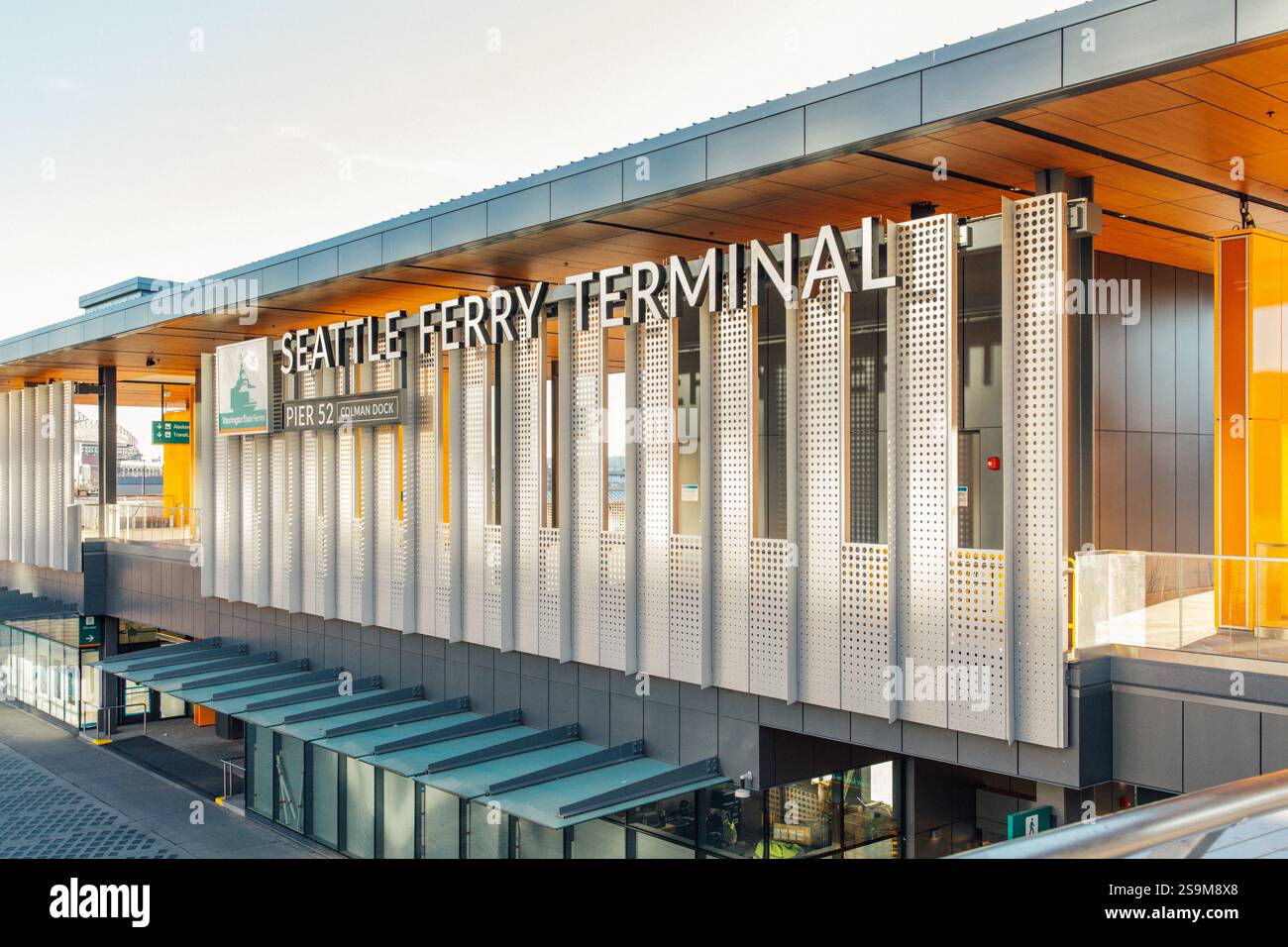 Seattle Ferry Terminal building on Pier 52 Stock Photo - Alamy