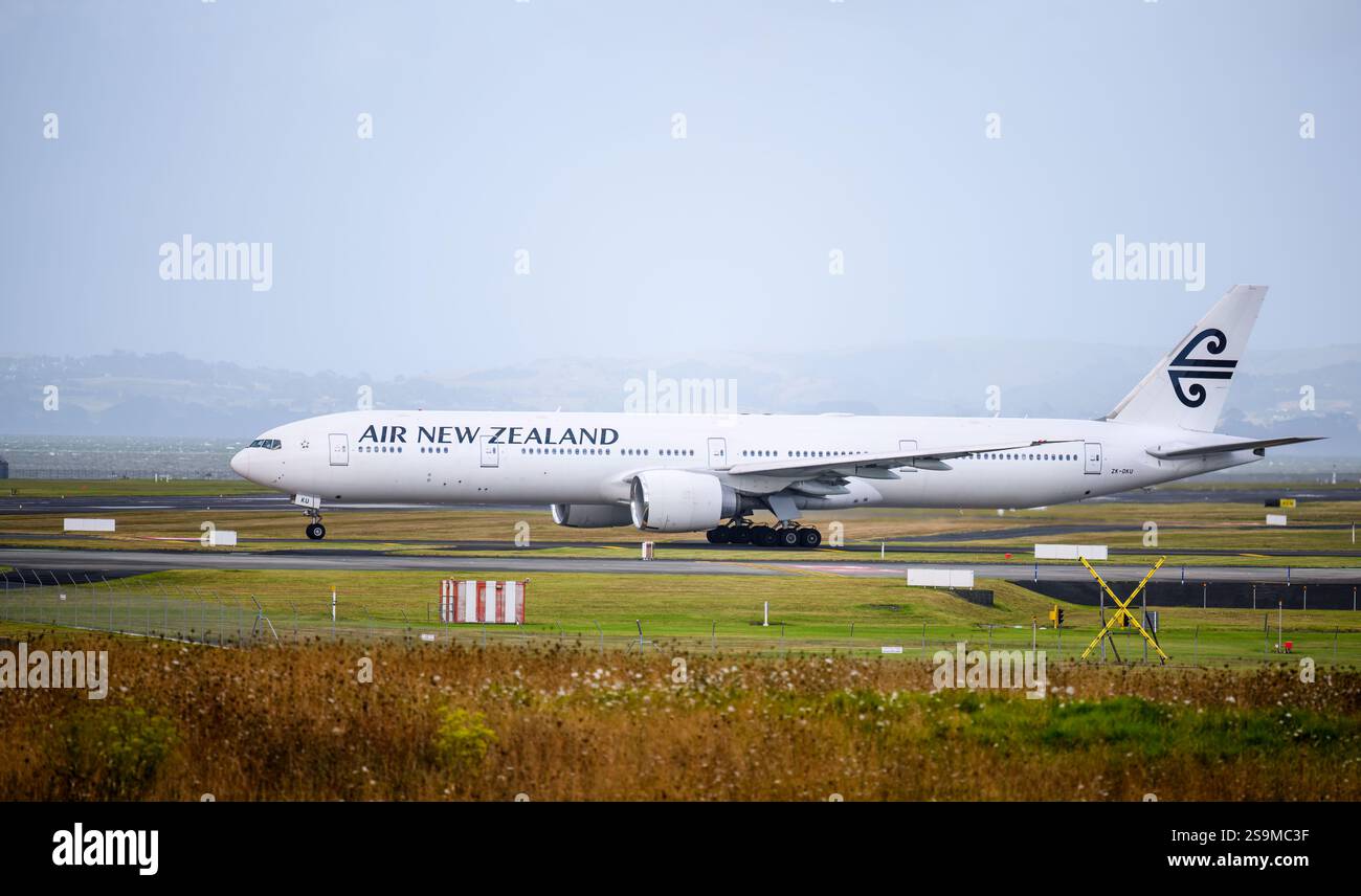 Auckland, New Zealand – January 27 2025: Air New Zealand ZK-OKU Boeing ...