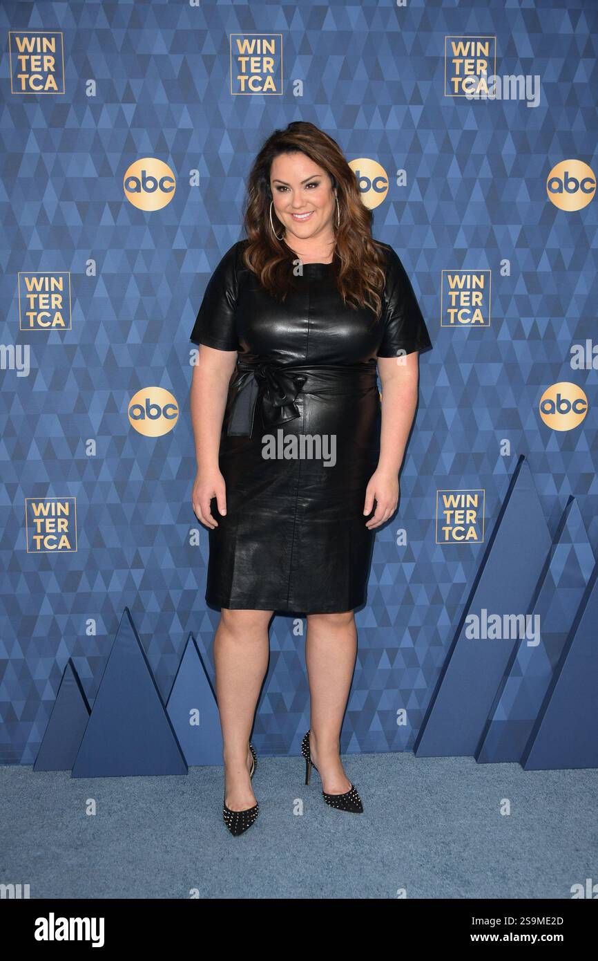 Katy Mixon at the ABC TCA Winter Press Tour, Arrivals, Los Angeles, USA ...