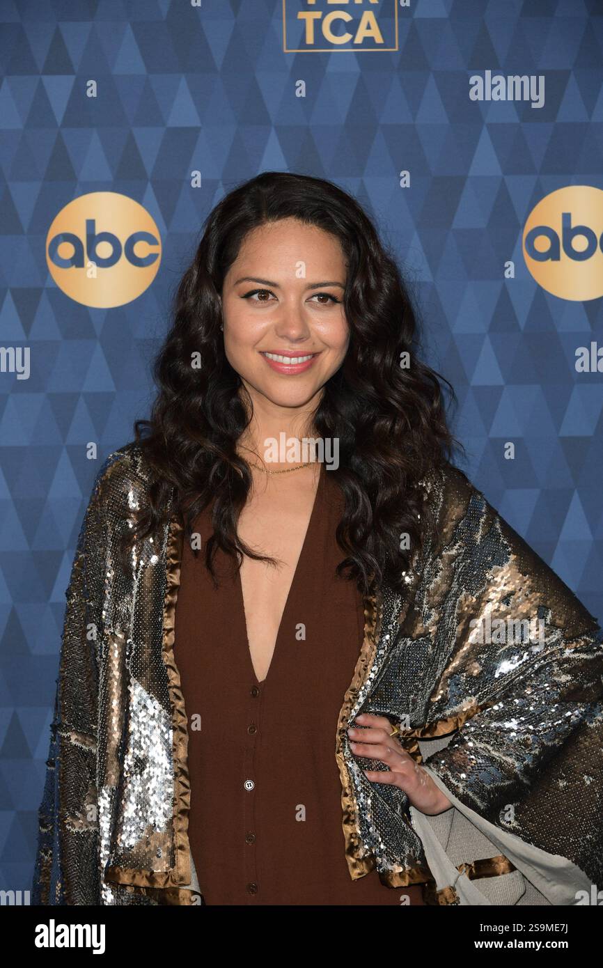 Alyssa diaz hi-res stock photography and images - Alamy