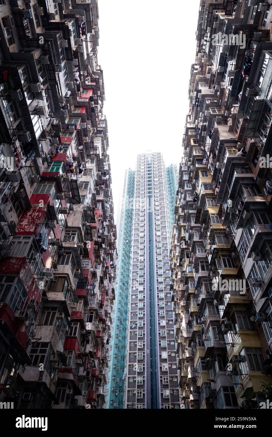 "The monster", iconic building of Hong Kong viewed from below Stock ...