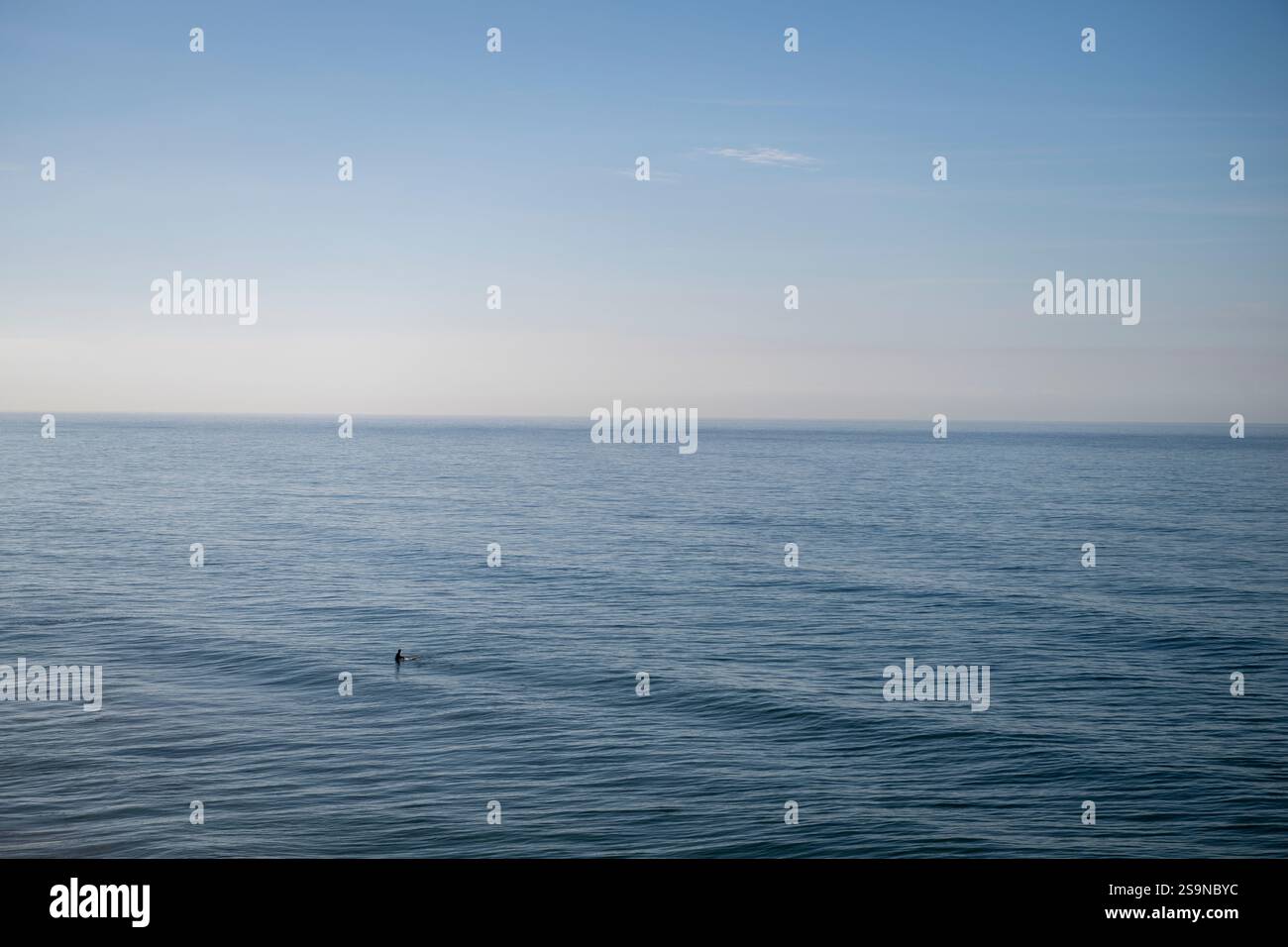 Minimal swell hi-res stock photography and images - Alamy