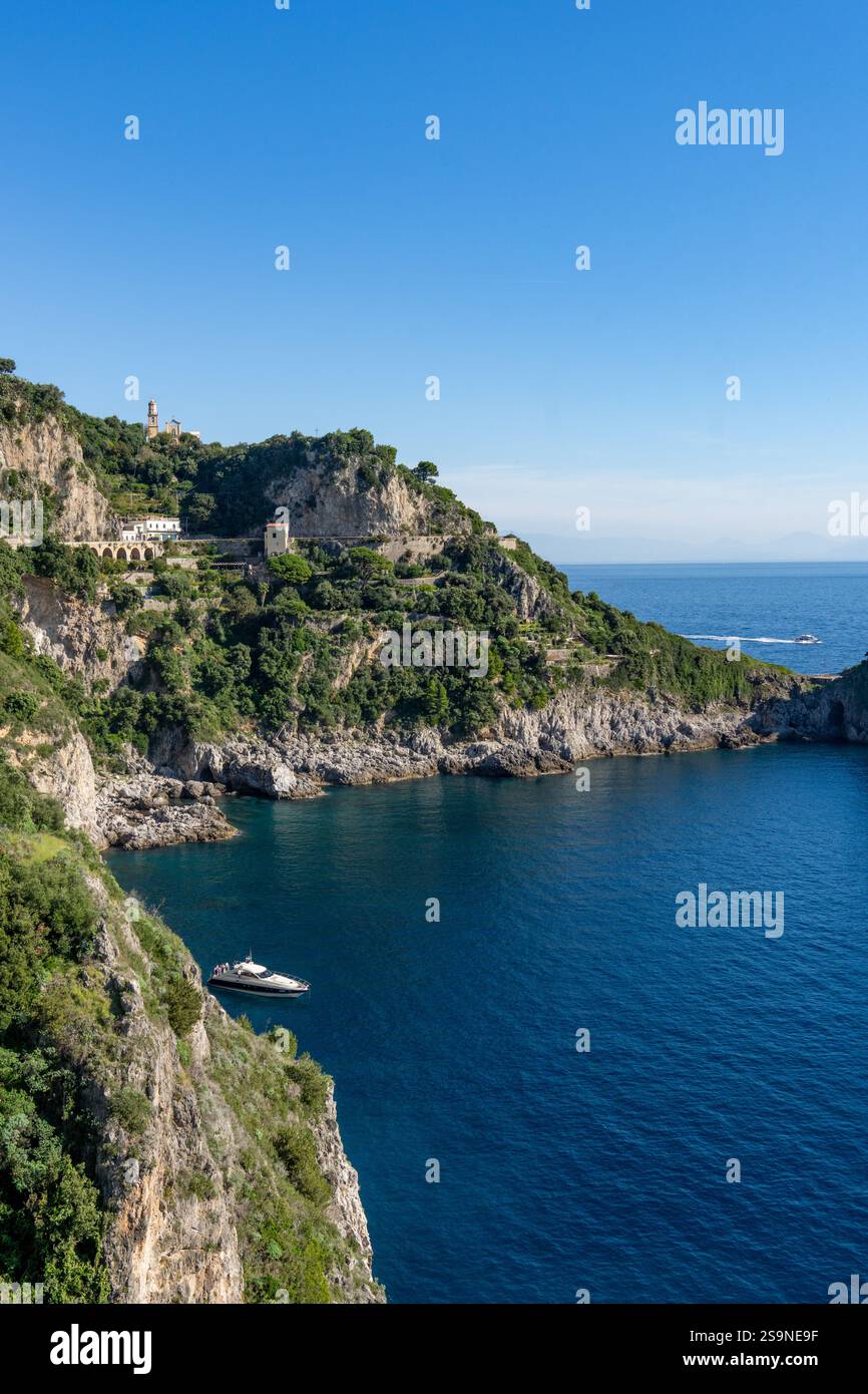 The rugged shoreline of the Amalfi Coast around Conca dei Marini on the ...