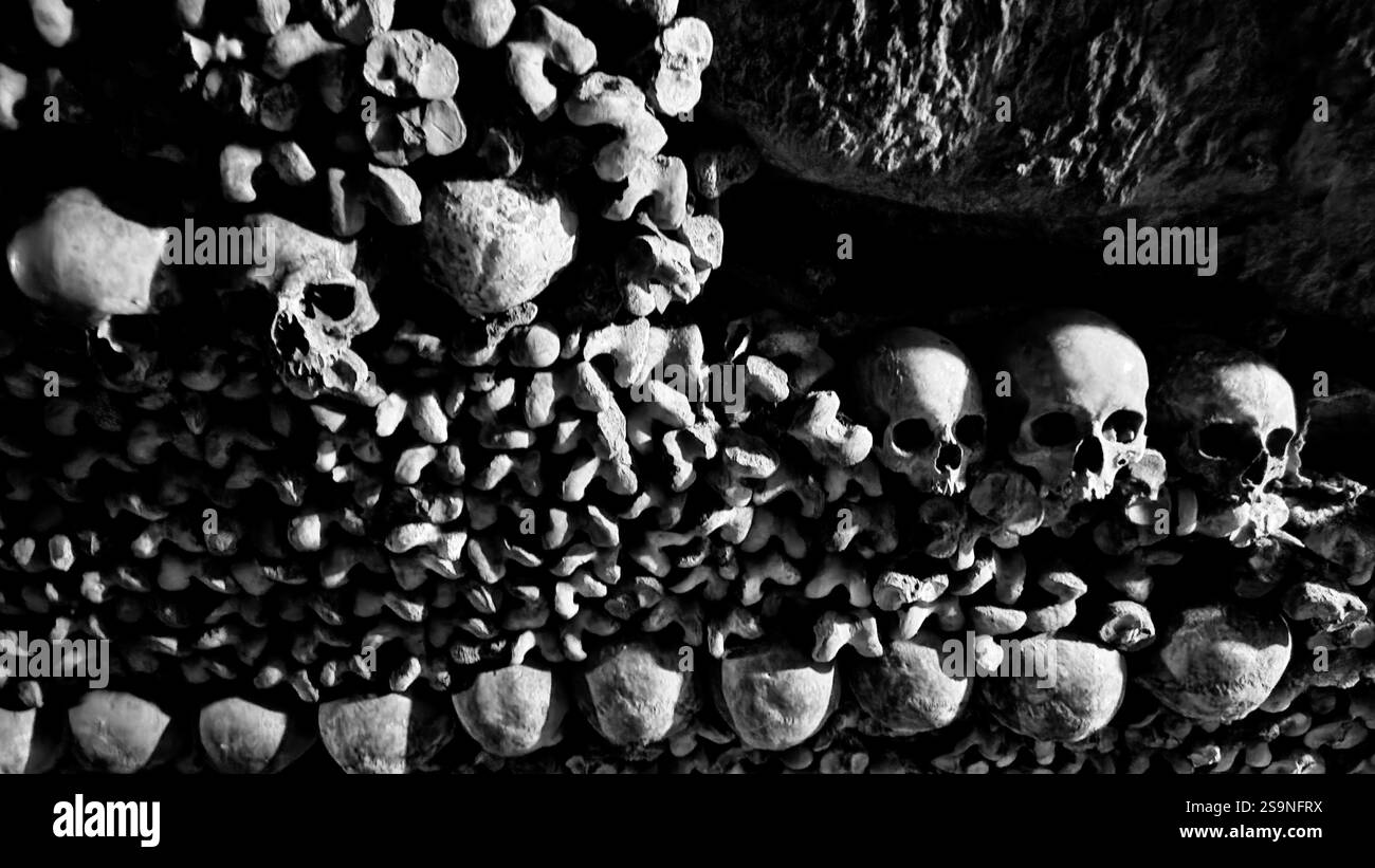 The Catacombs - Les Catacombes, skullheads, Paris, France Stock Photo ...