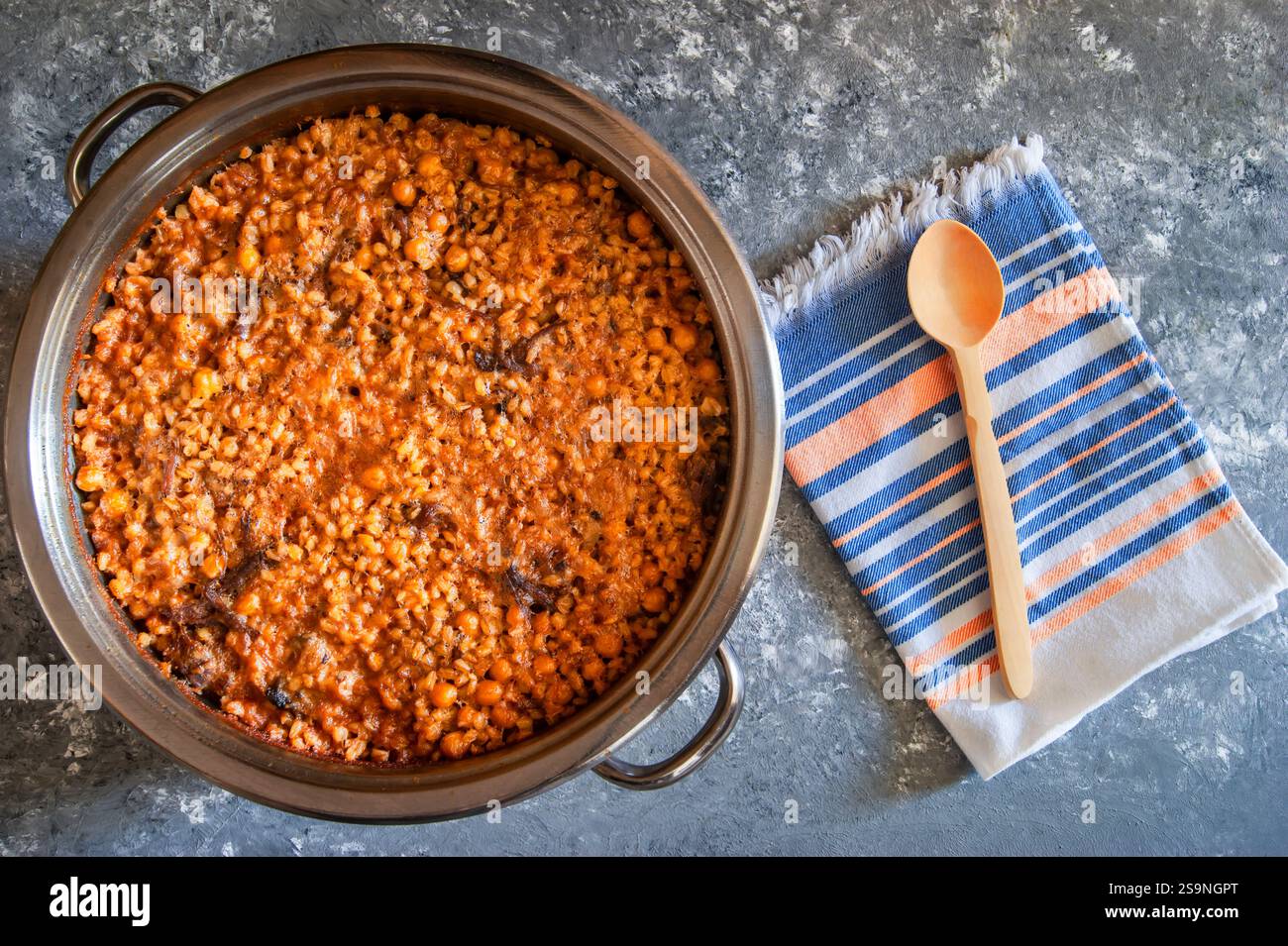Keskek food hi-res stock photography and images - Alamy