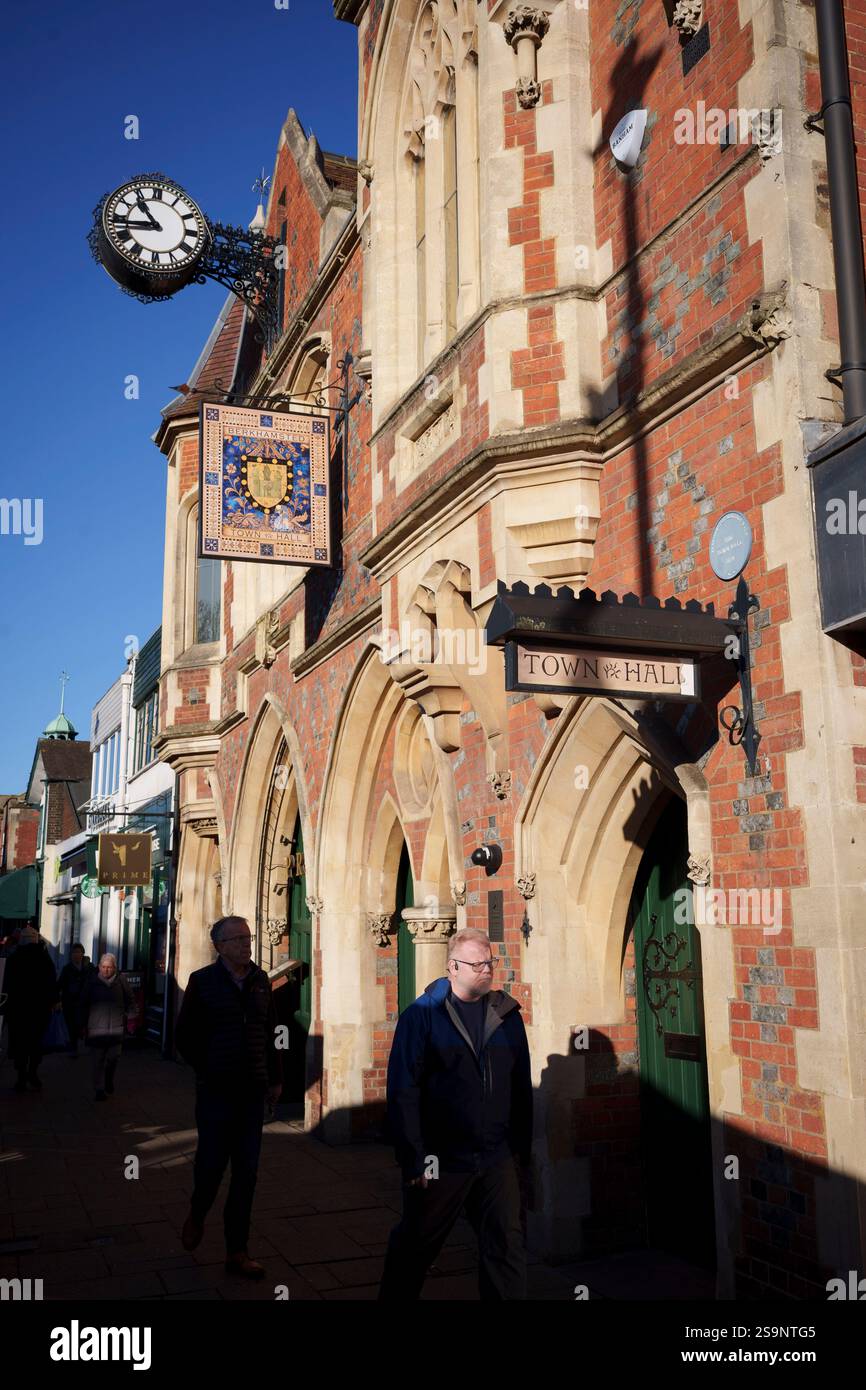 Shoppers walk past independent high street shops, on 25th January 2025 ...