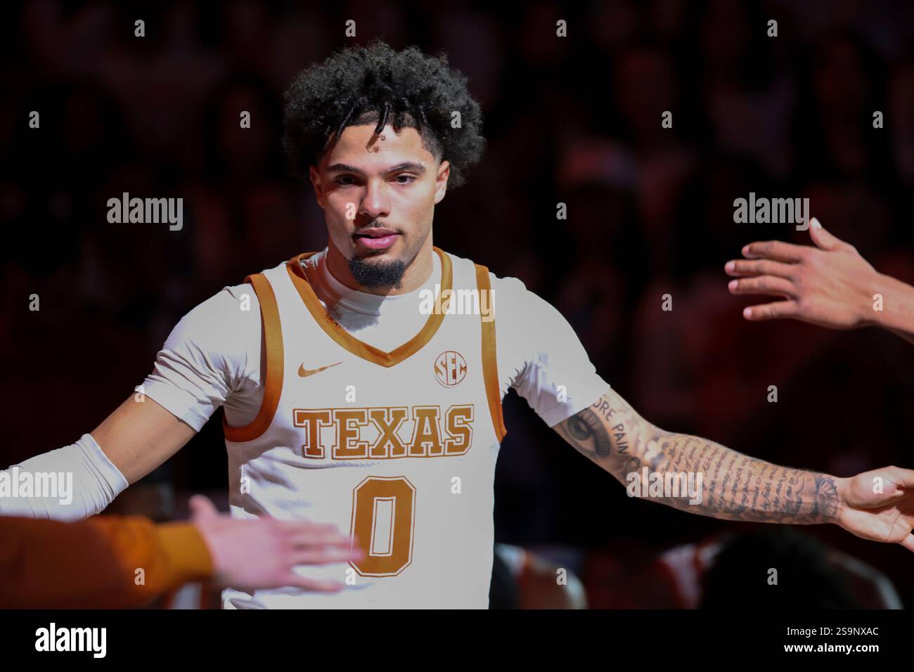 AUSTIN, TX - JANUARY 25: Texas Longhorns guard Jordan Pope (0) in the ...
