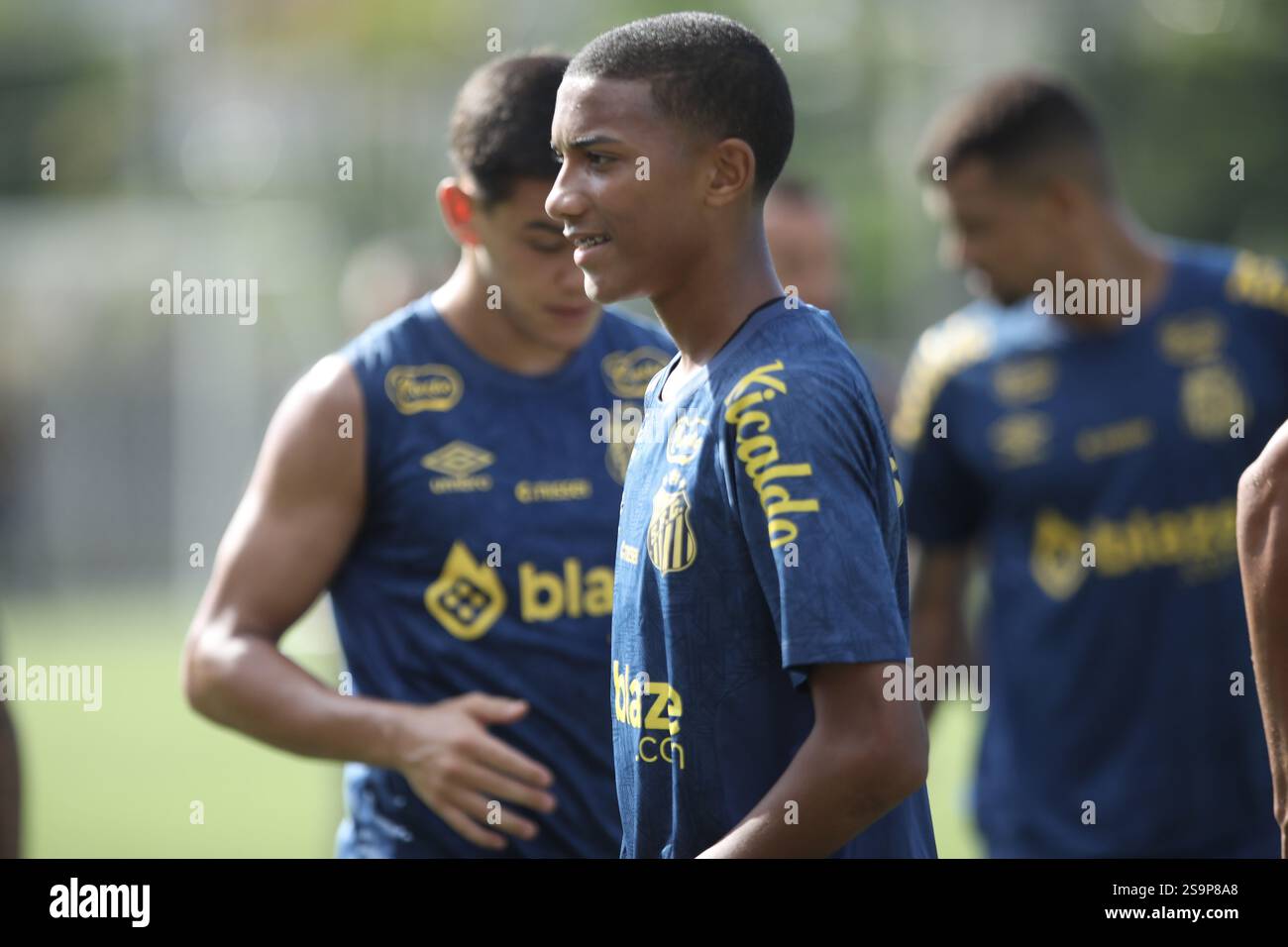 SP - SANTOS - 01/27/2025 - SANTOS, TRAINING - Robson Junior, Santos ...