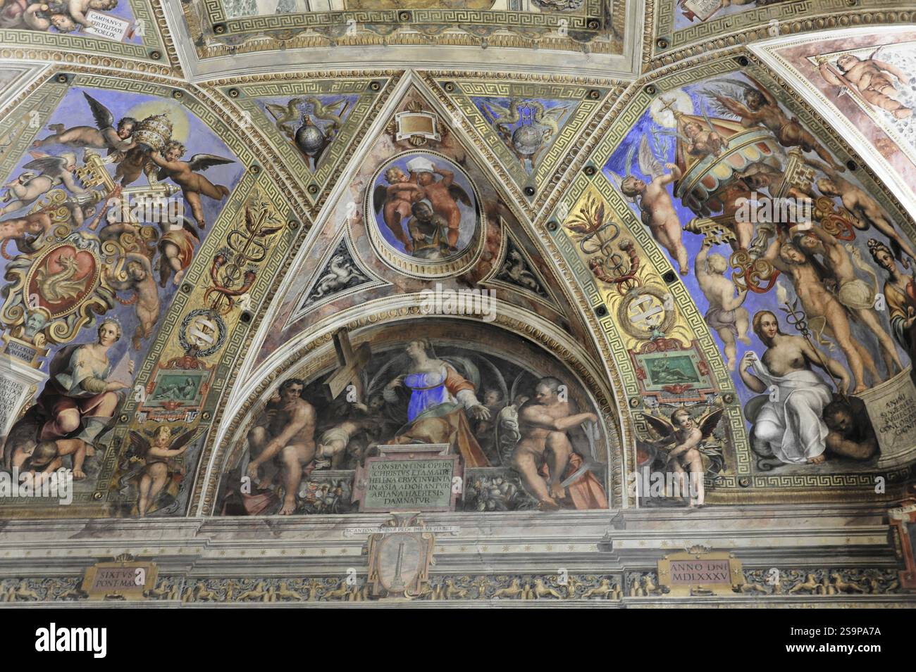 Vatican mural painting wall rome hi-res stock photography and images ...
