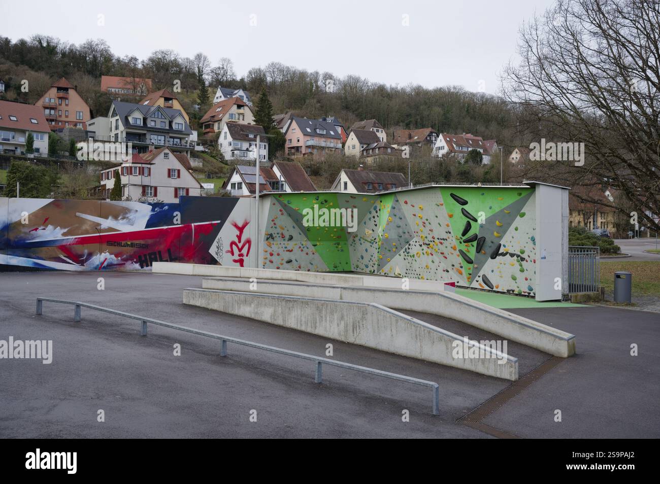 Climbing wall on the Weilerwiese, youth, sport, play, climbing, skate ...