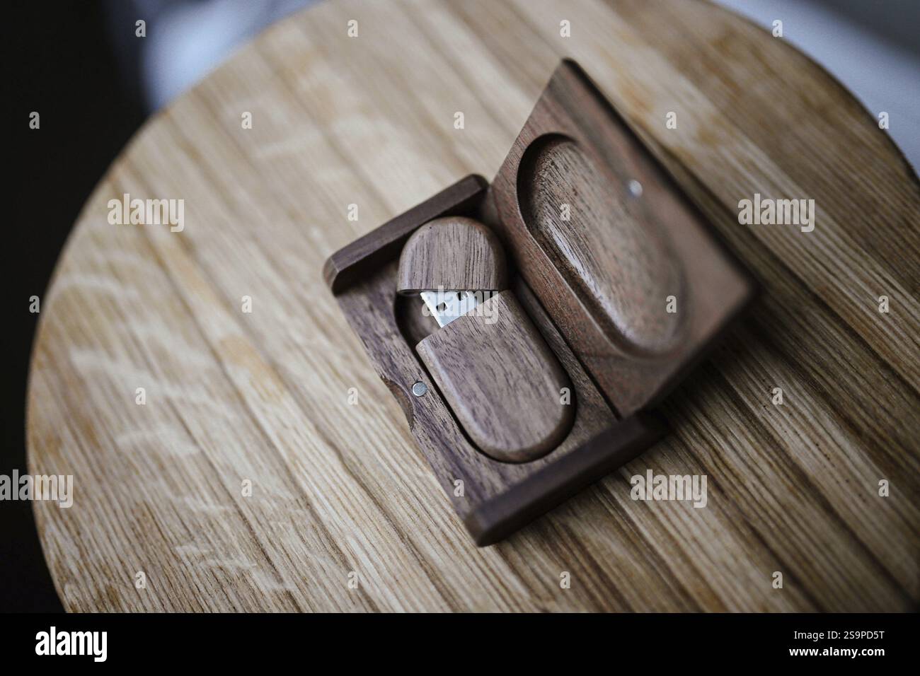 Subtle illuminations hi-res stock photography and images - Alamy