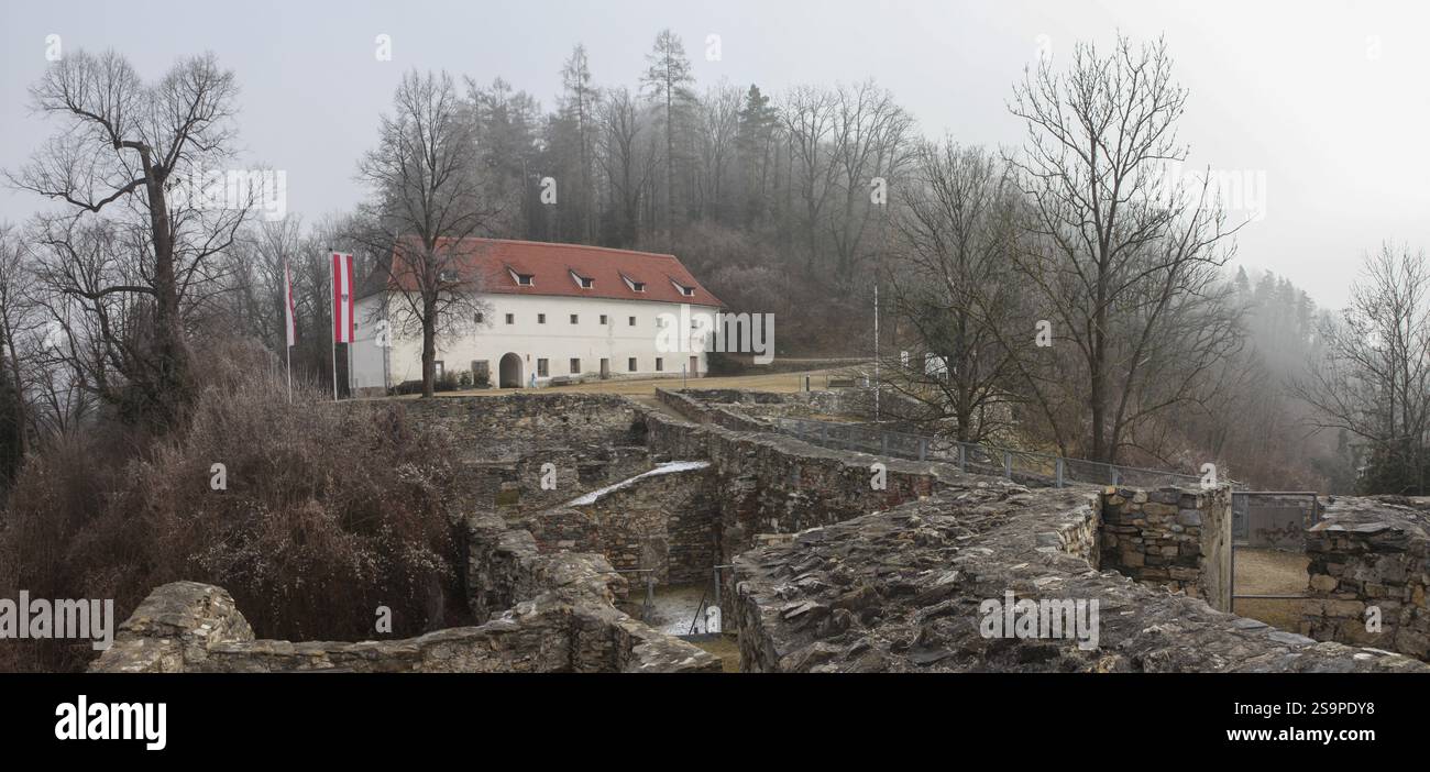Gate building of the Massenburg, former castle complex, Massenberg ...