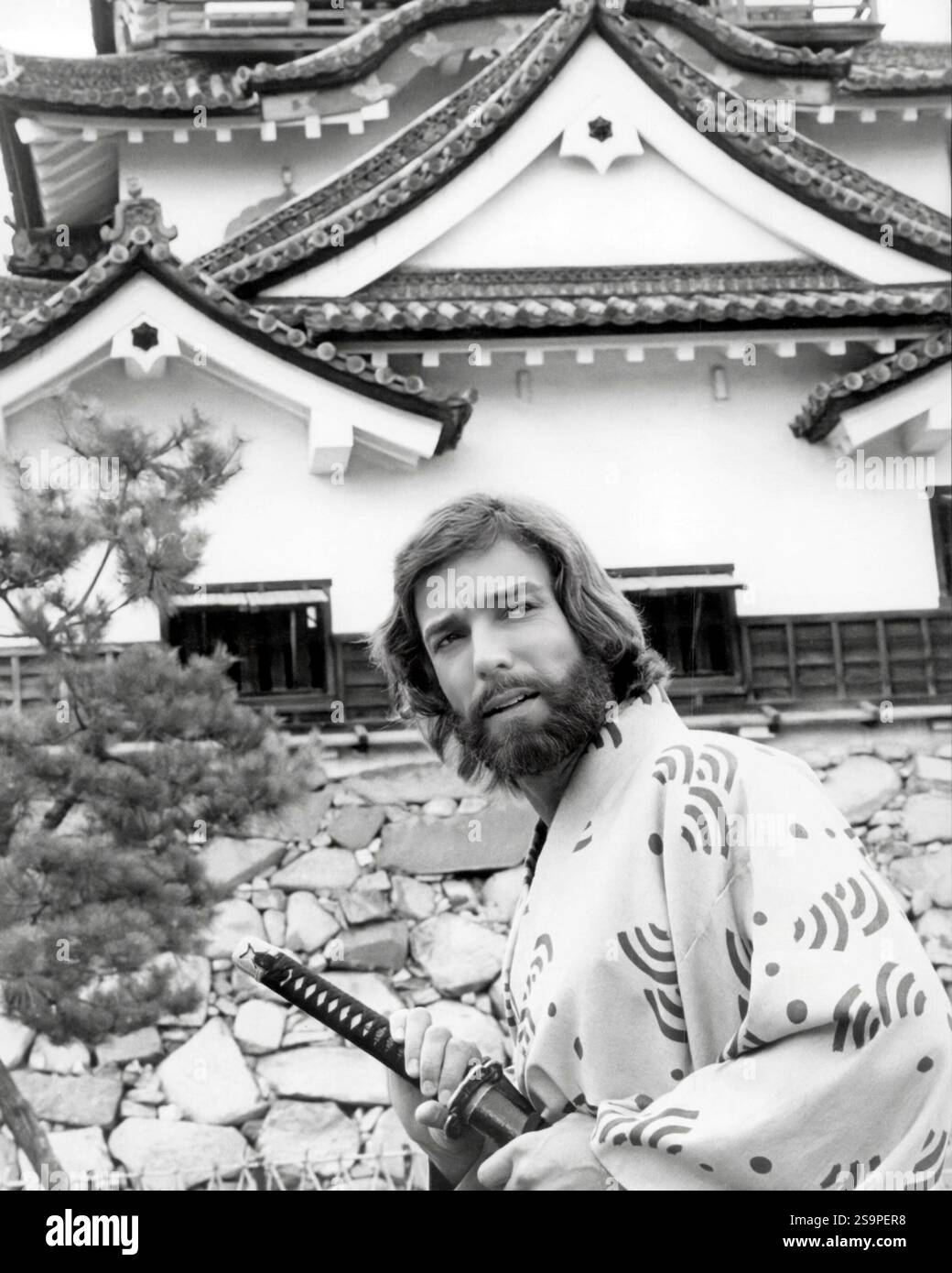 SHOGUN (1980), directed by JERRY LONDON. Credit: PARAMOUNT TELEVISION ...