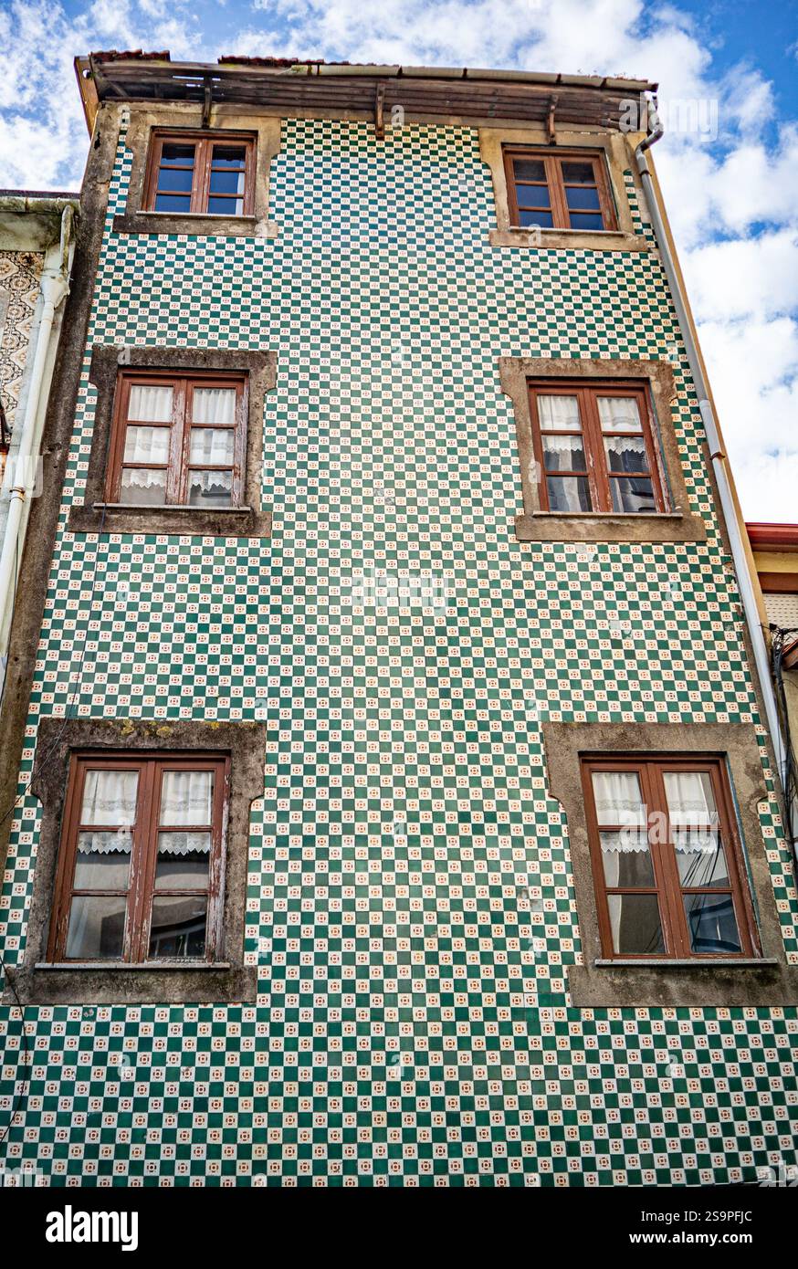 Elegant Historic House in Porto with Tile Design Stock Photo - Alamy
