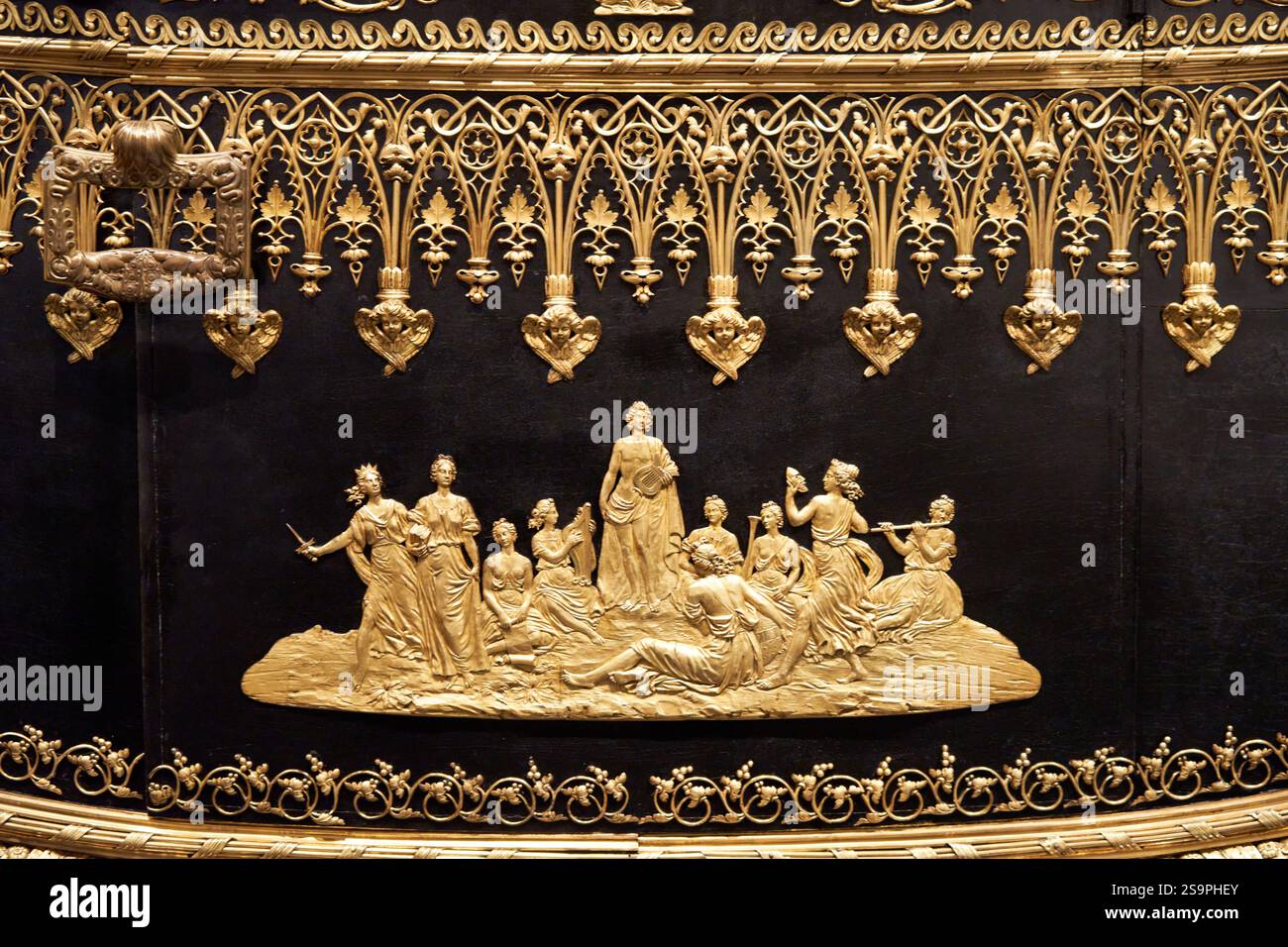 Blas gil gomez bronzesmith hi-res stock photography and images - Alamy