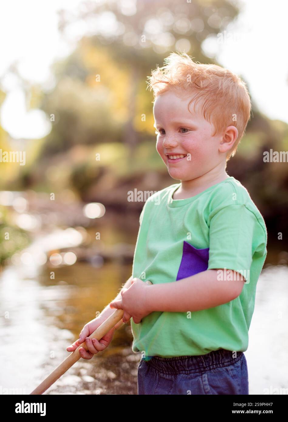 Holiday, smile and kid outdoor for lake sightseeing, explore nature and ...