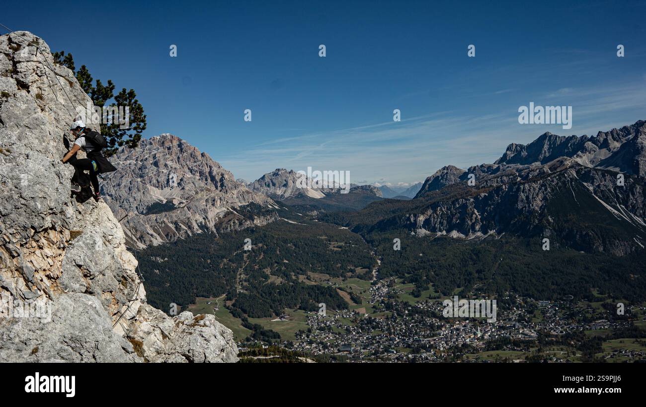 Climbing mastery hi-res stock photography and images - Alamy