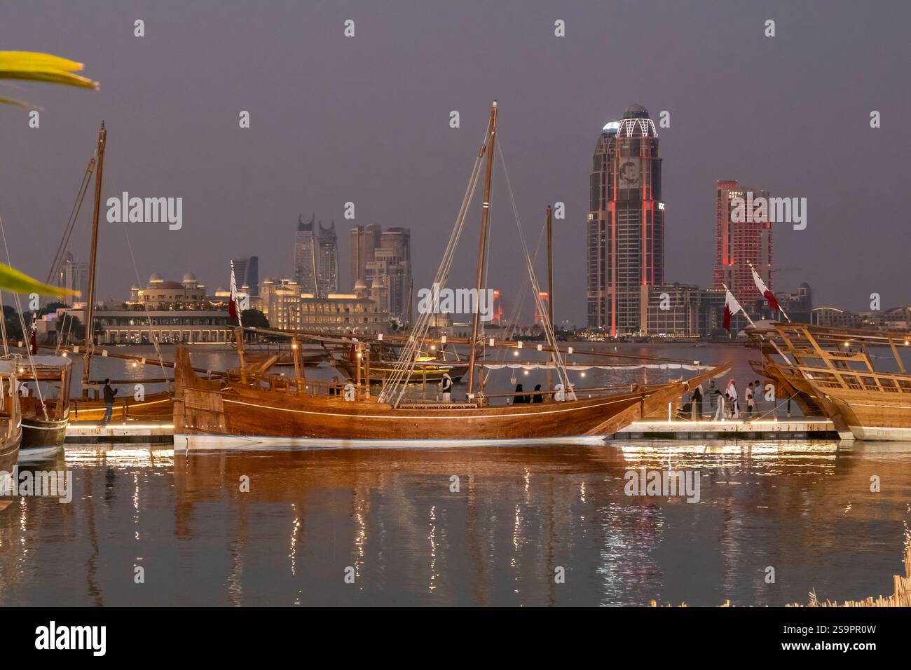Arabian Traditional fisherman life Traditional Dhow Festival Katara ...