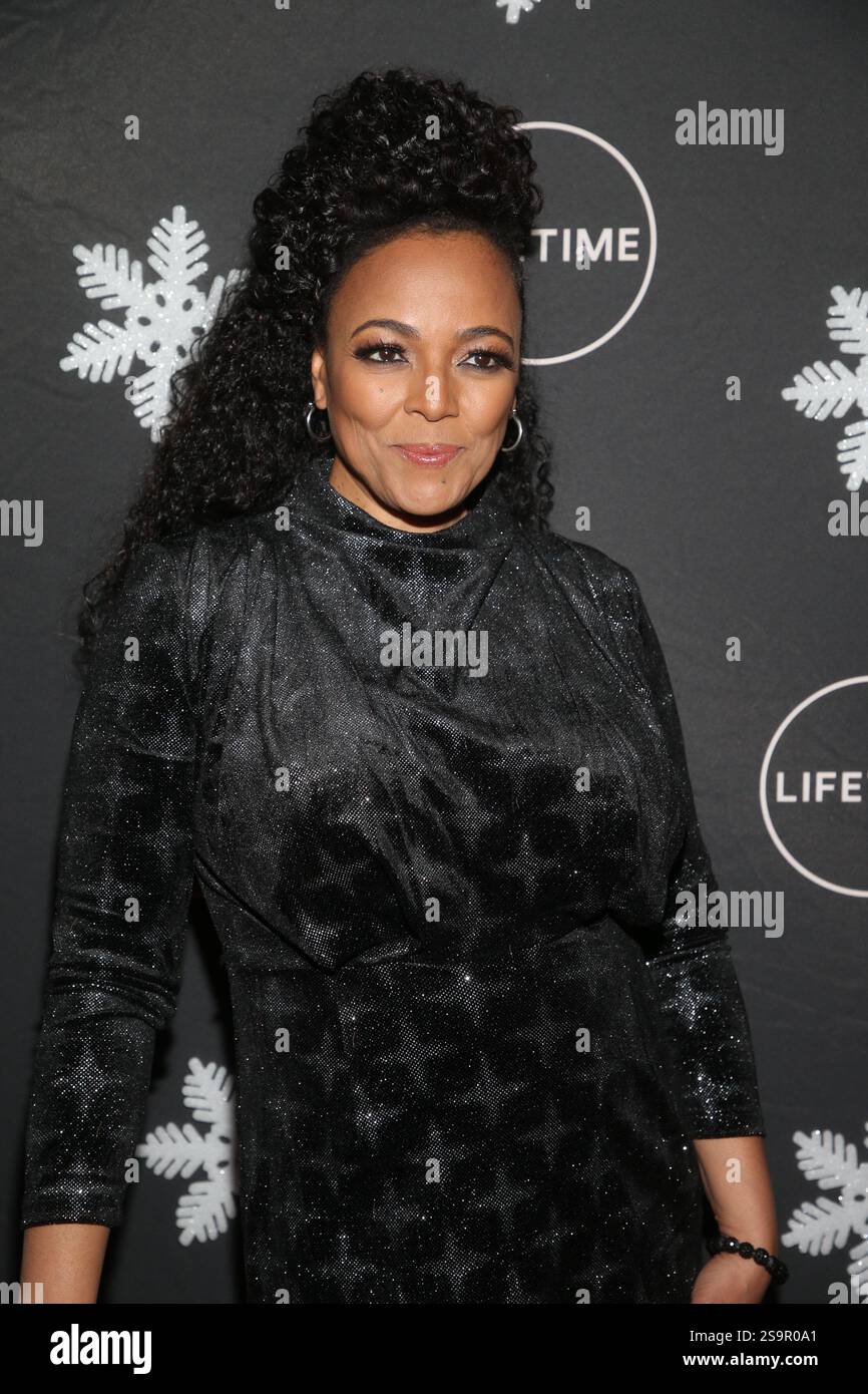 Kim Fields at the 'It's a Wonderful Lifetime' Season Celebration ...