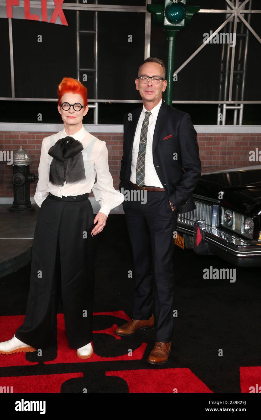 Sandy powell costume designer hi-res stock photography and images - Alamy