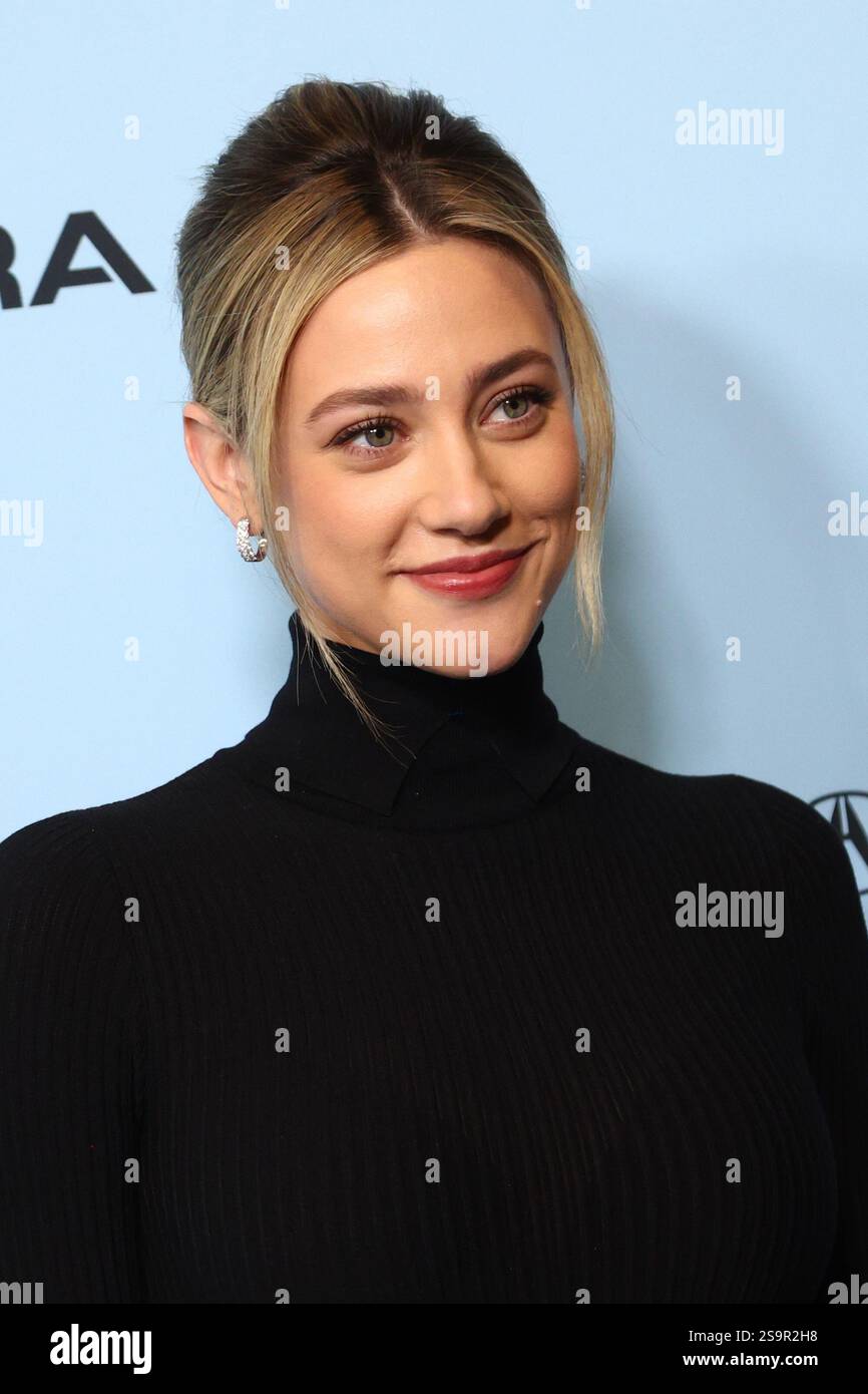 Ut. 26th Jan, 2025. Lili Reinhart at arrivals for HAL & HARPER Premiere ...