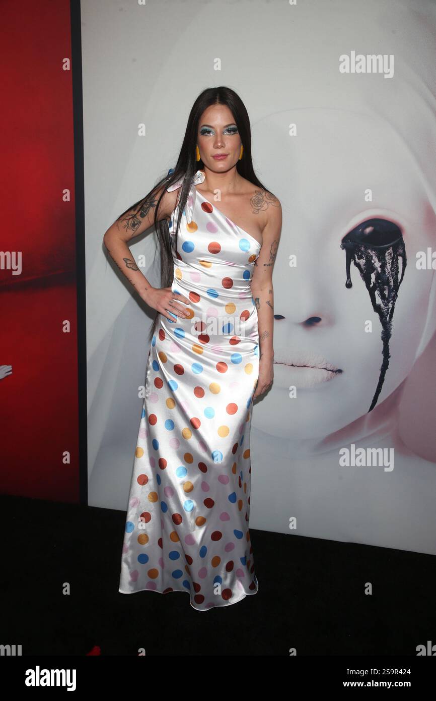 Halsey at the 'American Horror Story' 100th Episode Celebration ...