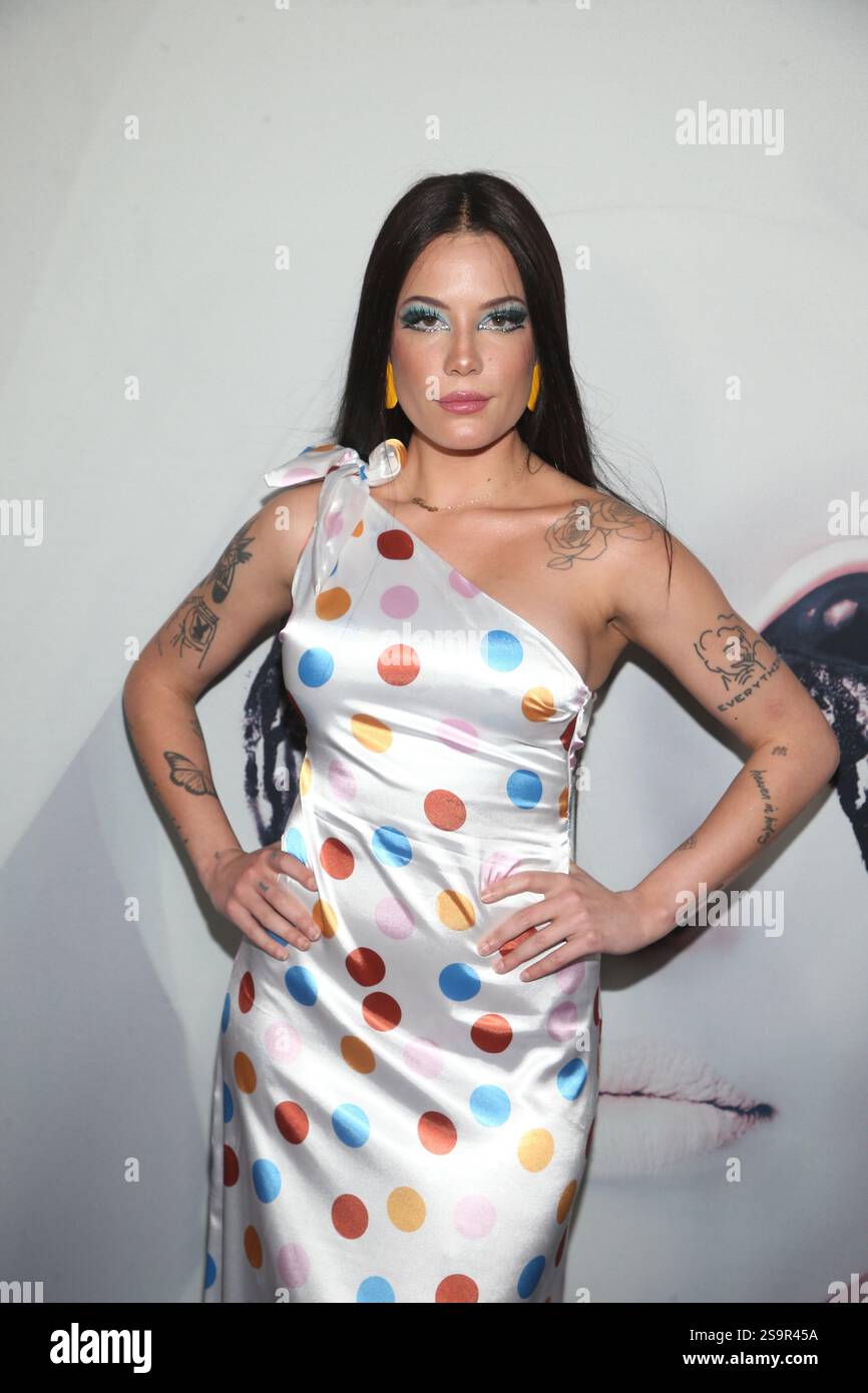Halsey at the 'American Horror Story' 100th Episode Celebration ...