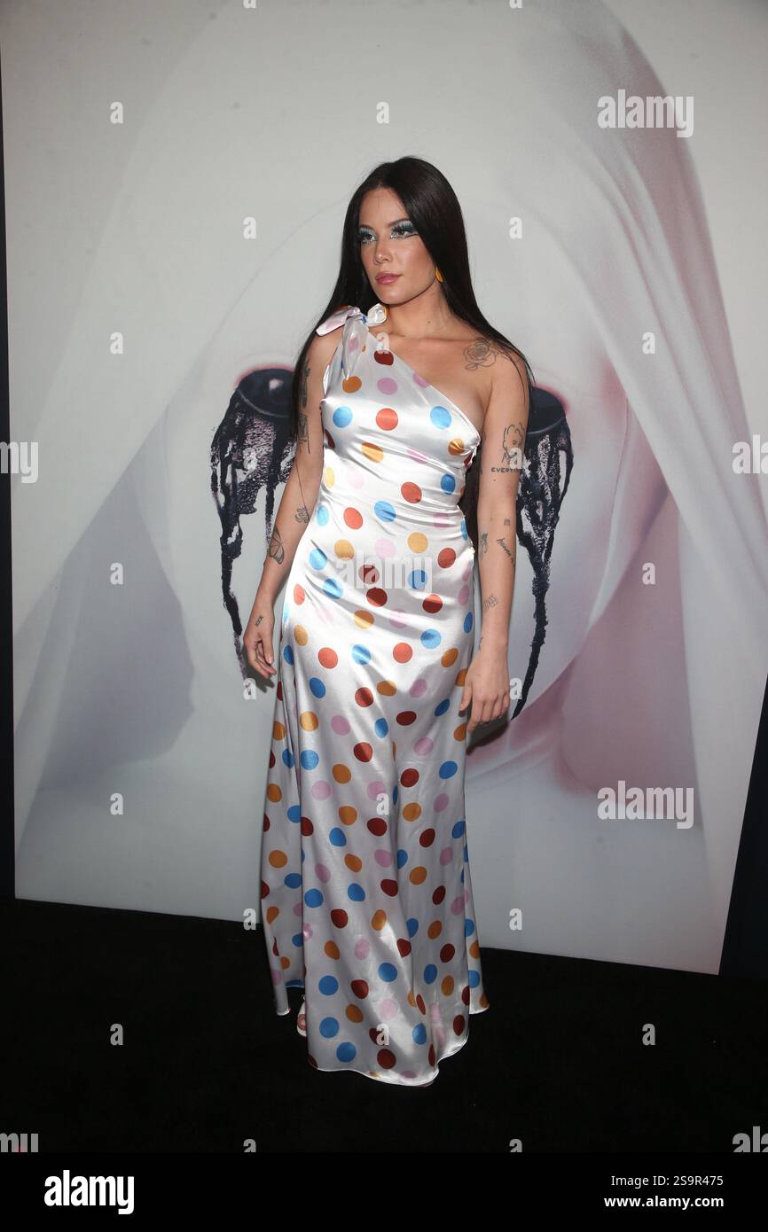 Halsey at the 'American Horror Story' 100th Episode Celebration ...