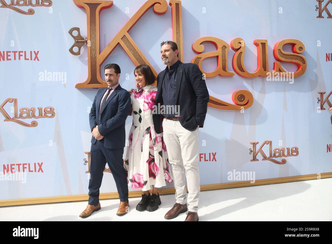 Jason Schwartzman, Rashida Jones, Sergio Pablos at the 'Klaus' film ...